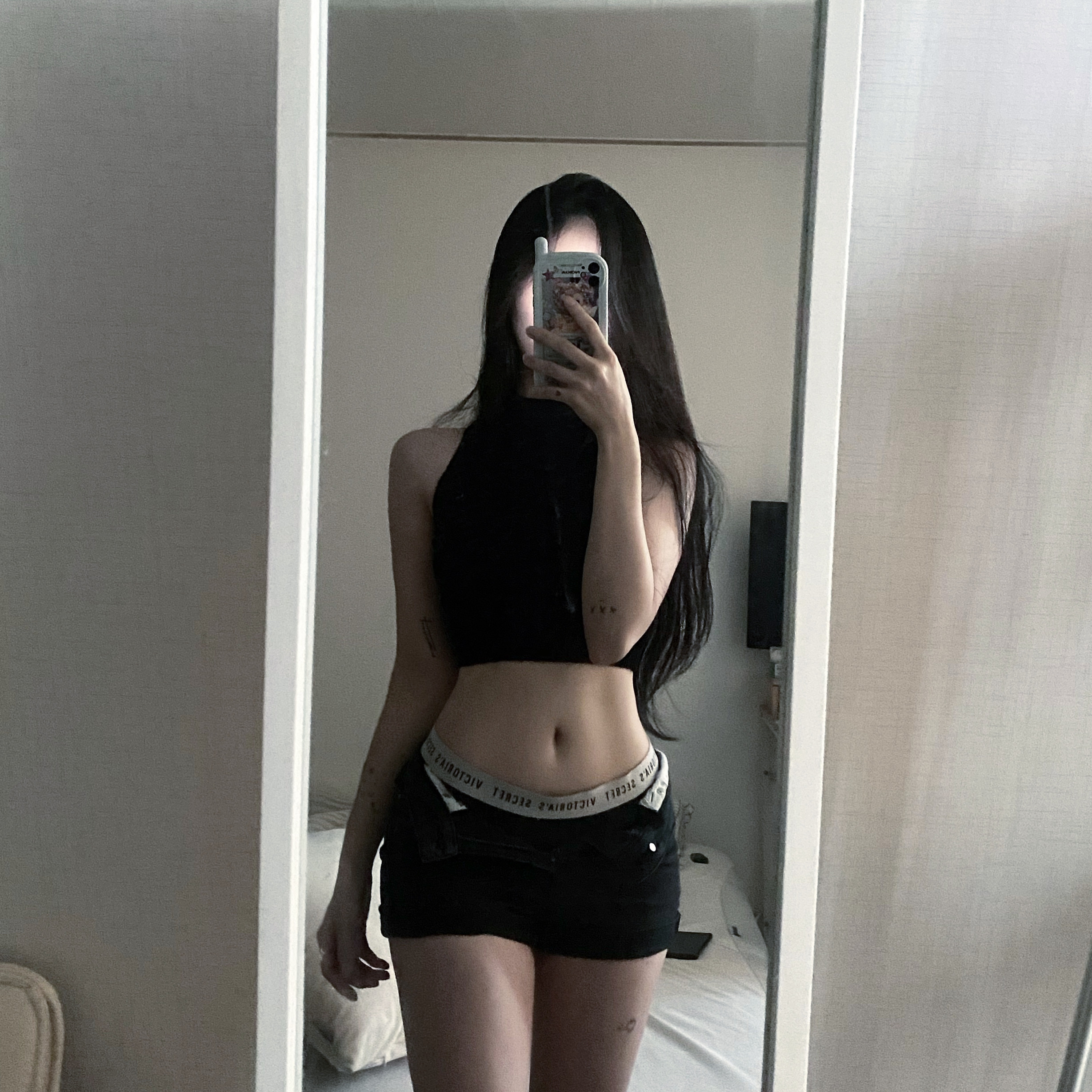 서녜 (@cseonye) 님의 게시물 | KREAM