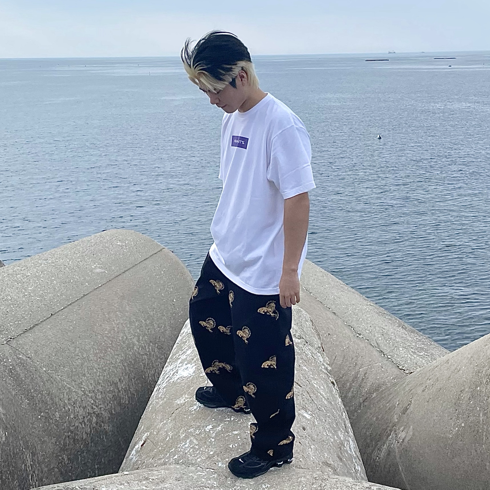 이태훈 (@taehun_e_) 님의 게시물 | KREAM