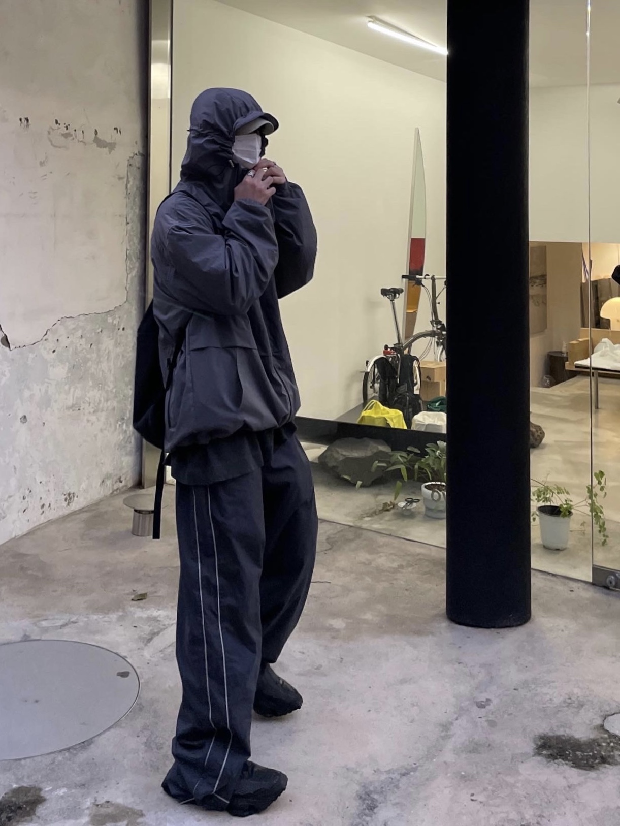 소코년 (@sonyunko) 님의 게시물 | KREAM