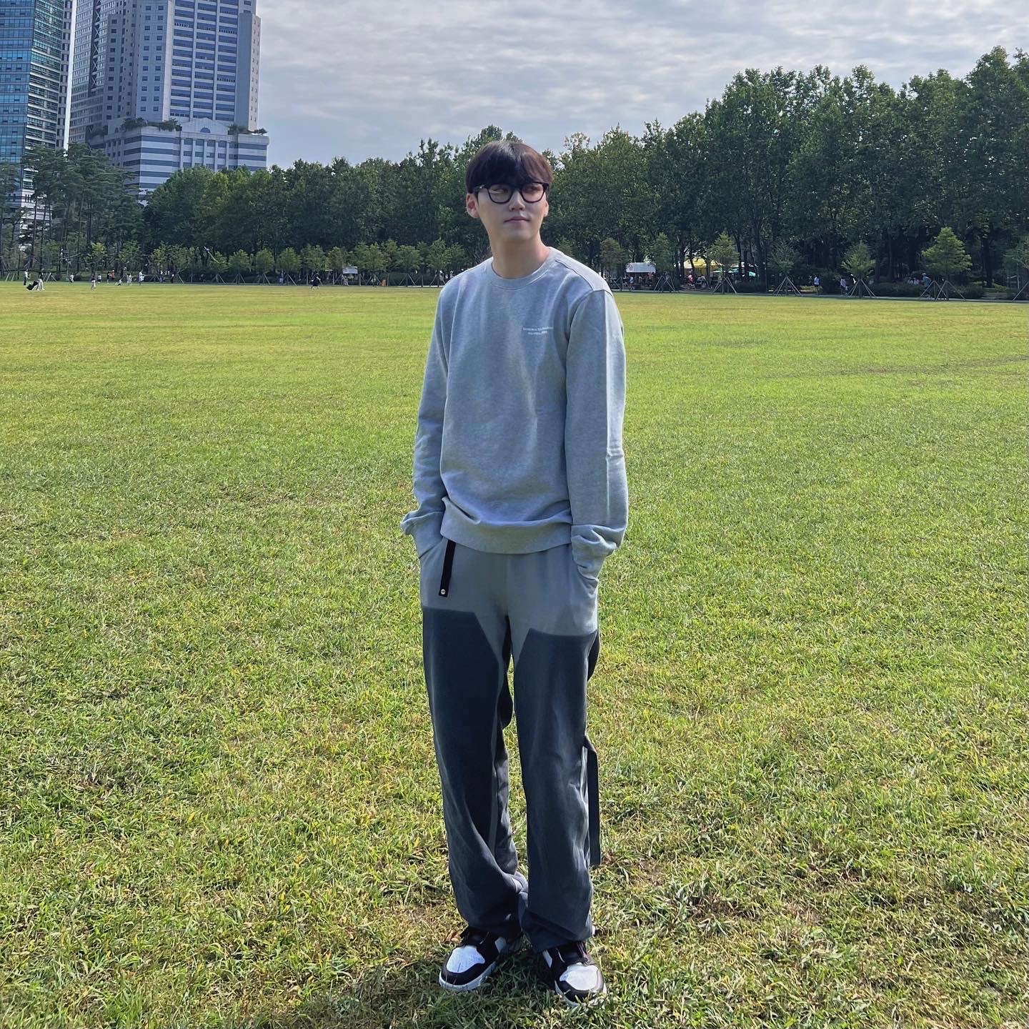 기덕 (@b__oo__ki) 님의 게시물 | KREAM