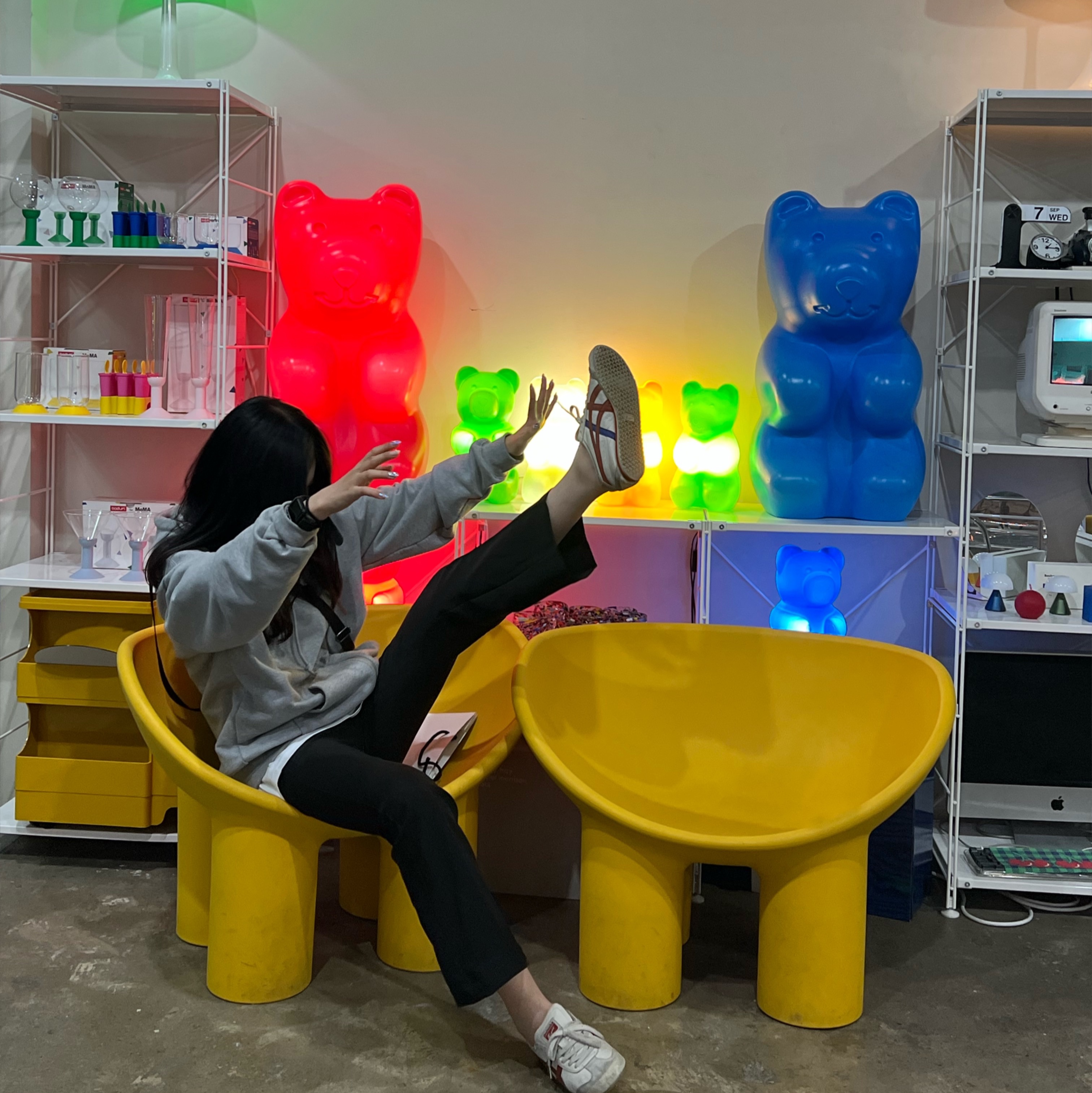 주이 (@yeon_joo) 님의 게시물 | KREAM