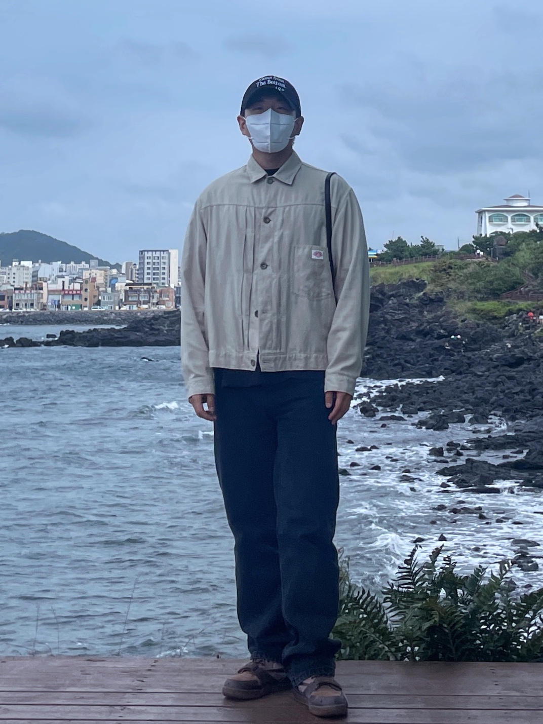 토토타운 (@tox3wn) 님의 게시물 | KREAM