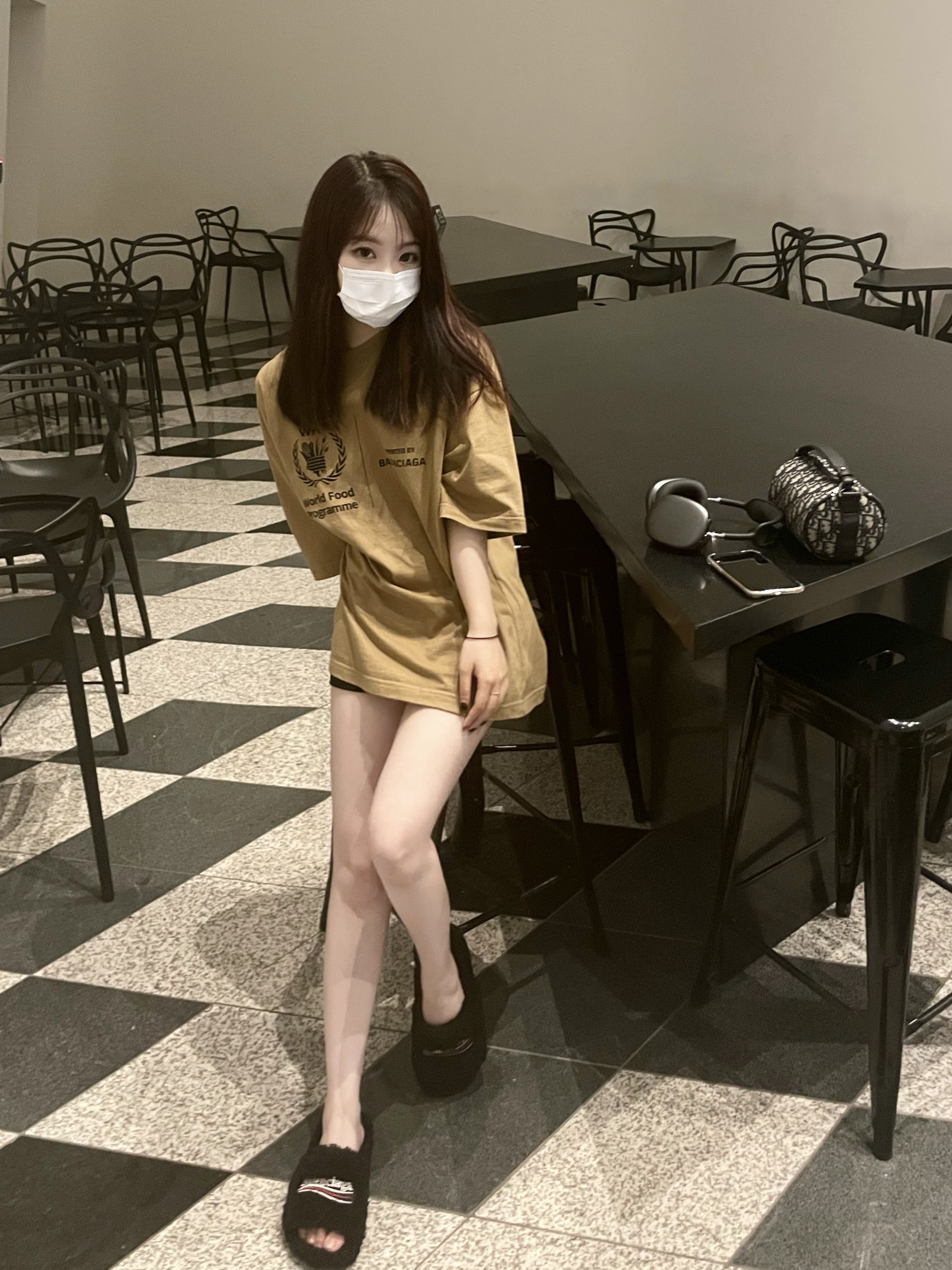 조이 (@ze412) 님의 게시물 | KREAM