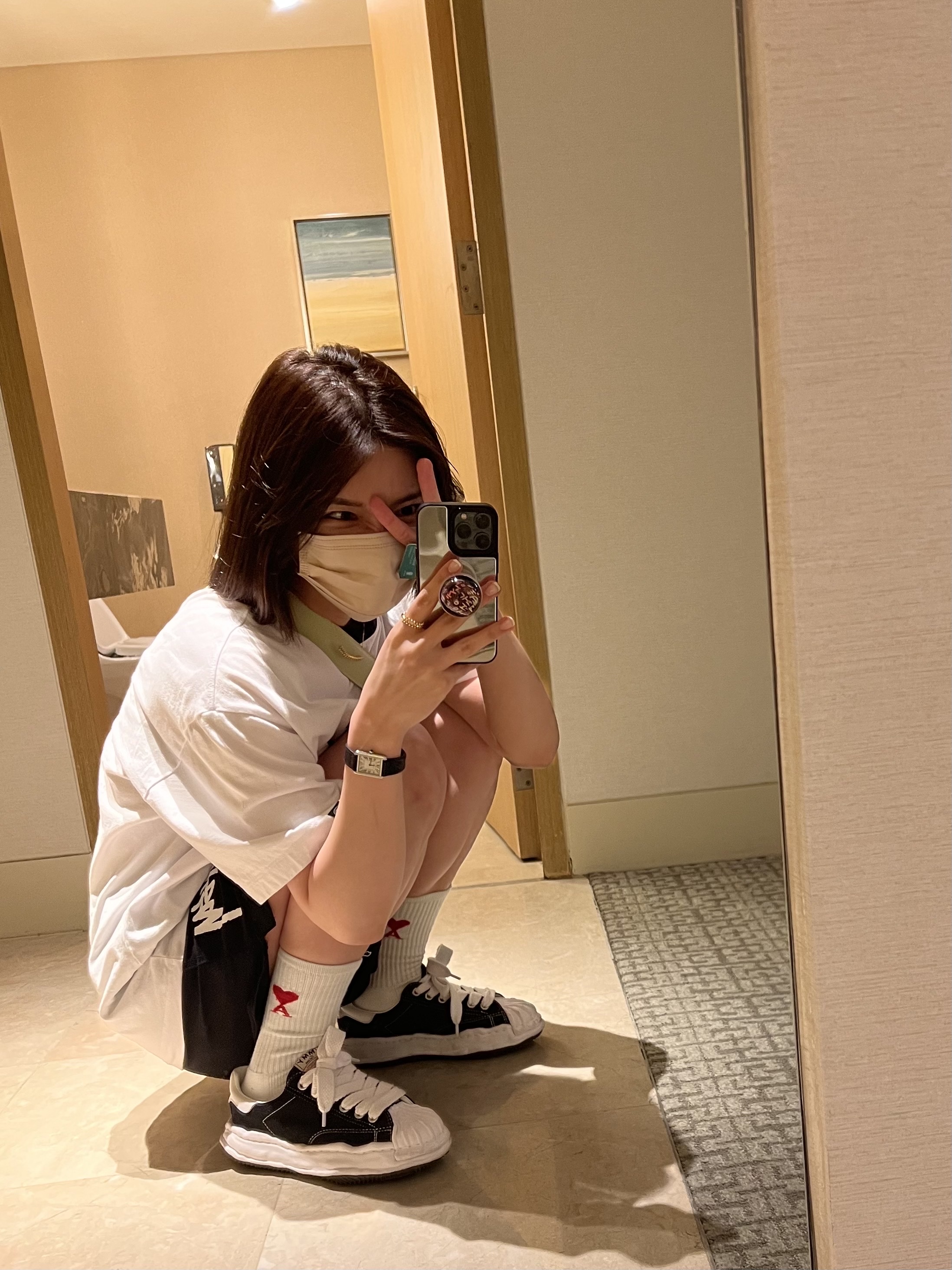 떠우 (@seo__ouu) 님의 게시물 | KREAM