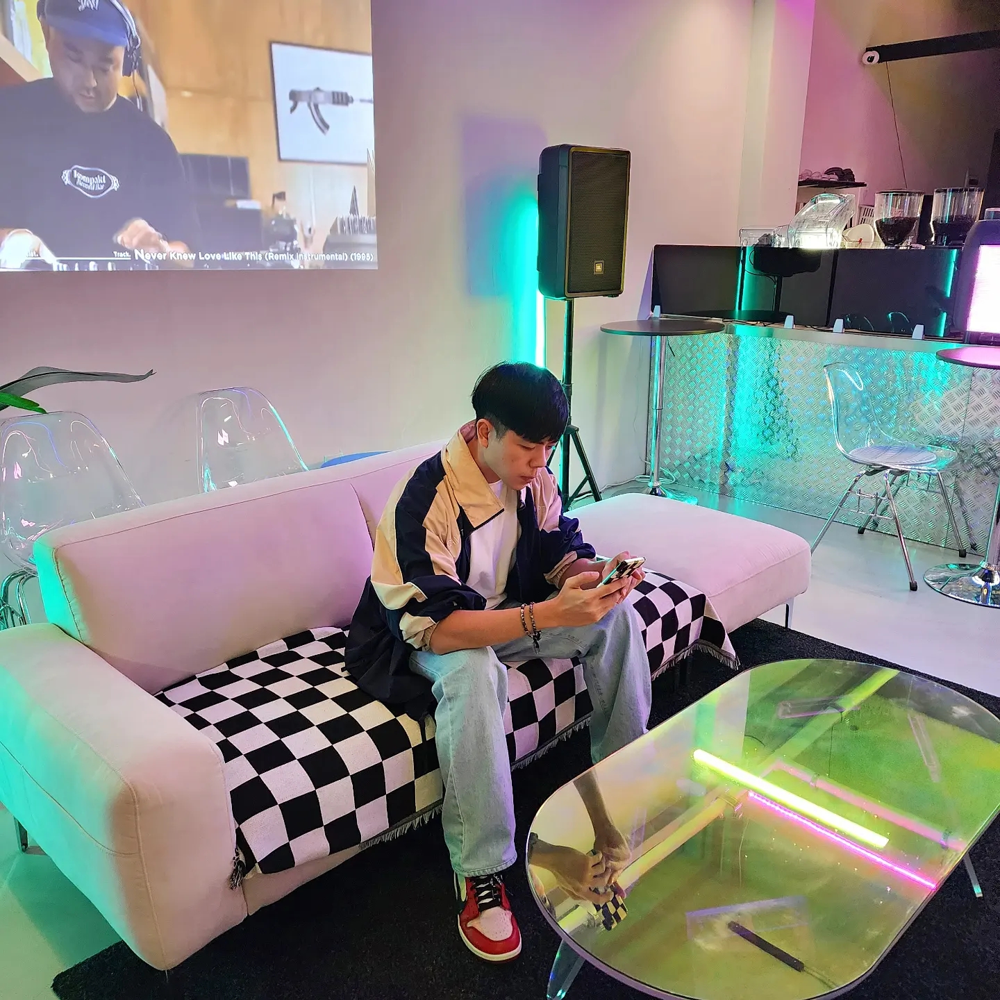 rhkdgml0123 (@gghhh) 님의 게시물 | KREAM