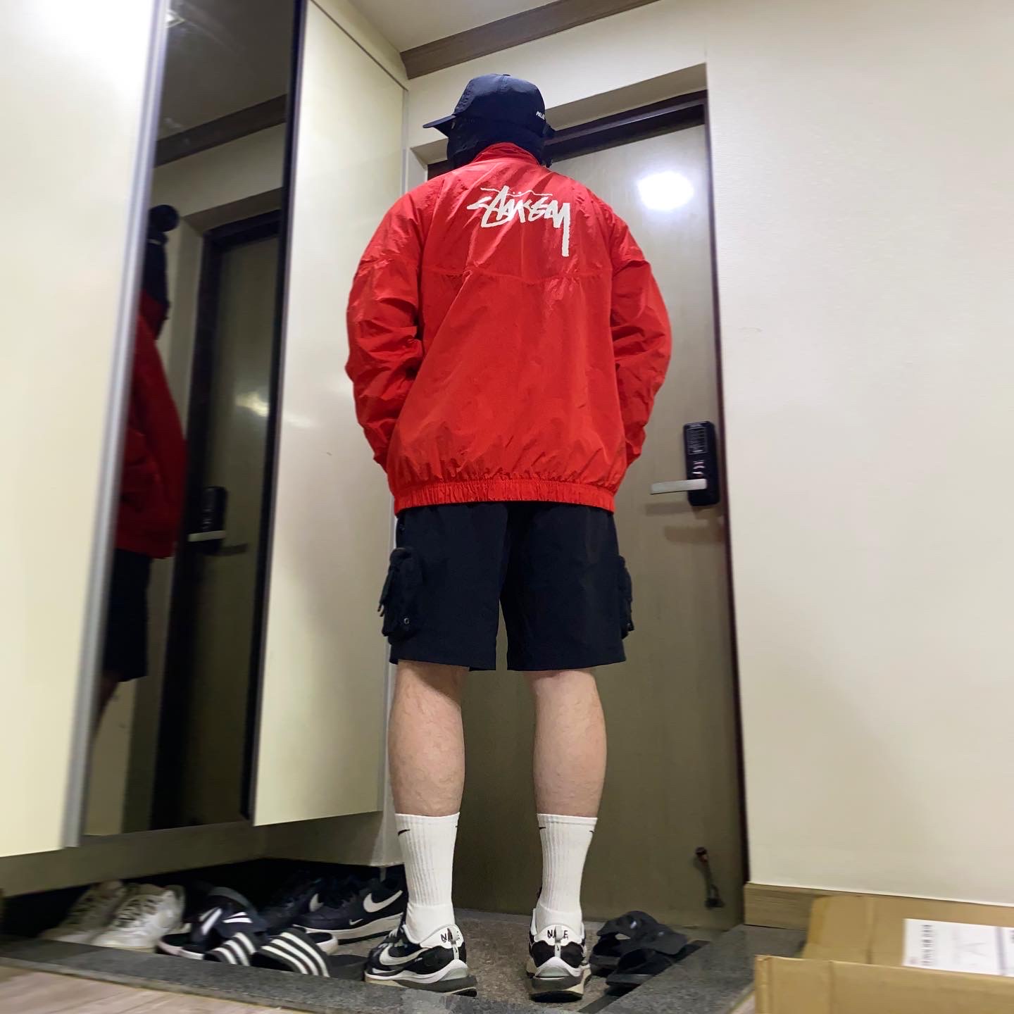 일당백 (@hi._.bye) 님의 게시물 | KREAM