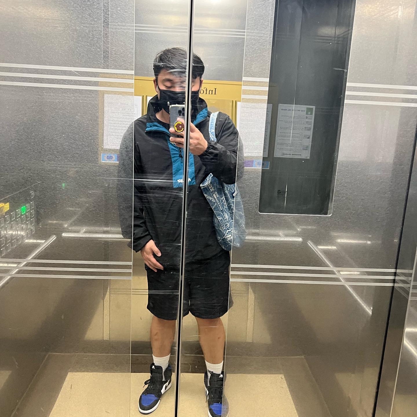 pok2345 (@doovoo) 님의 게시물 | KREAM