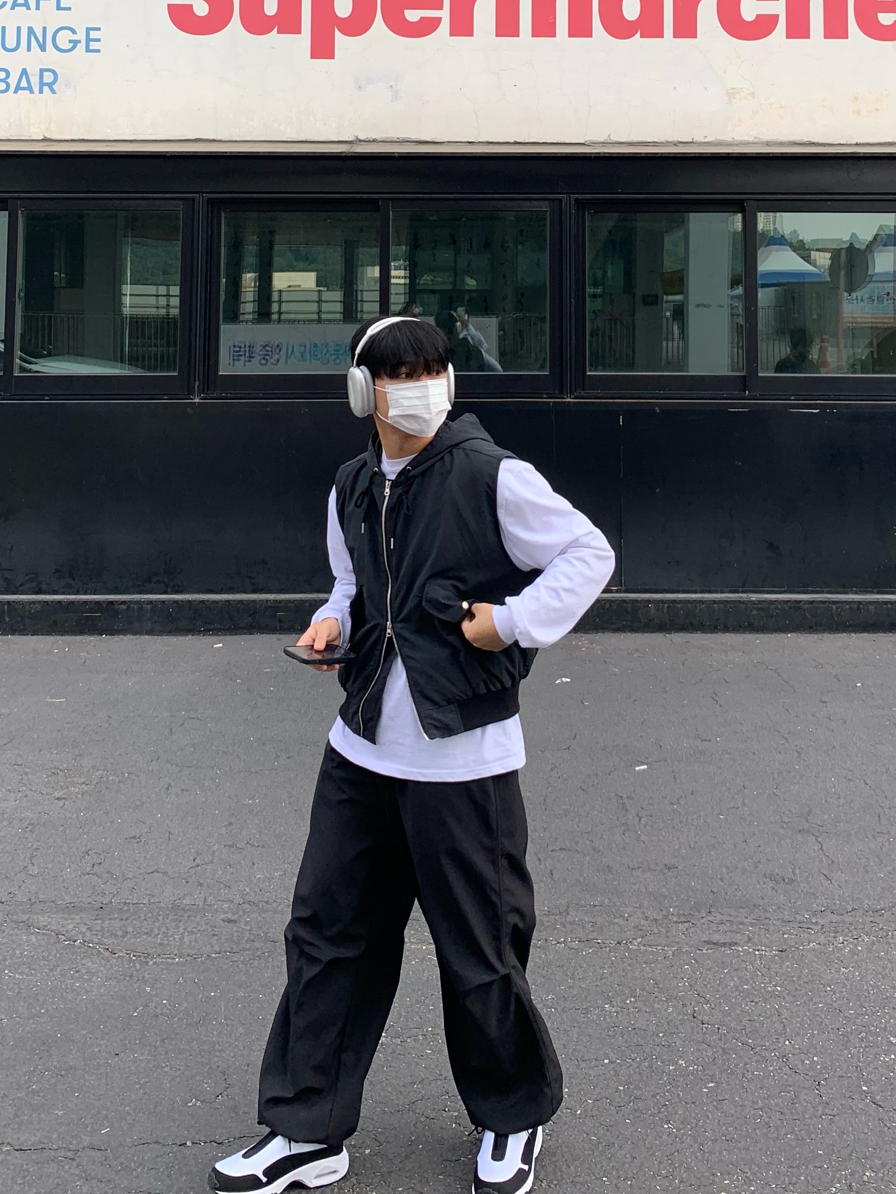 Mour / 오창윤 (@o.mour_) 님의 게시물 | KREAM