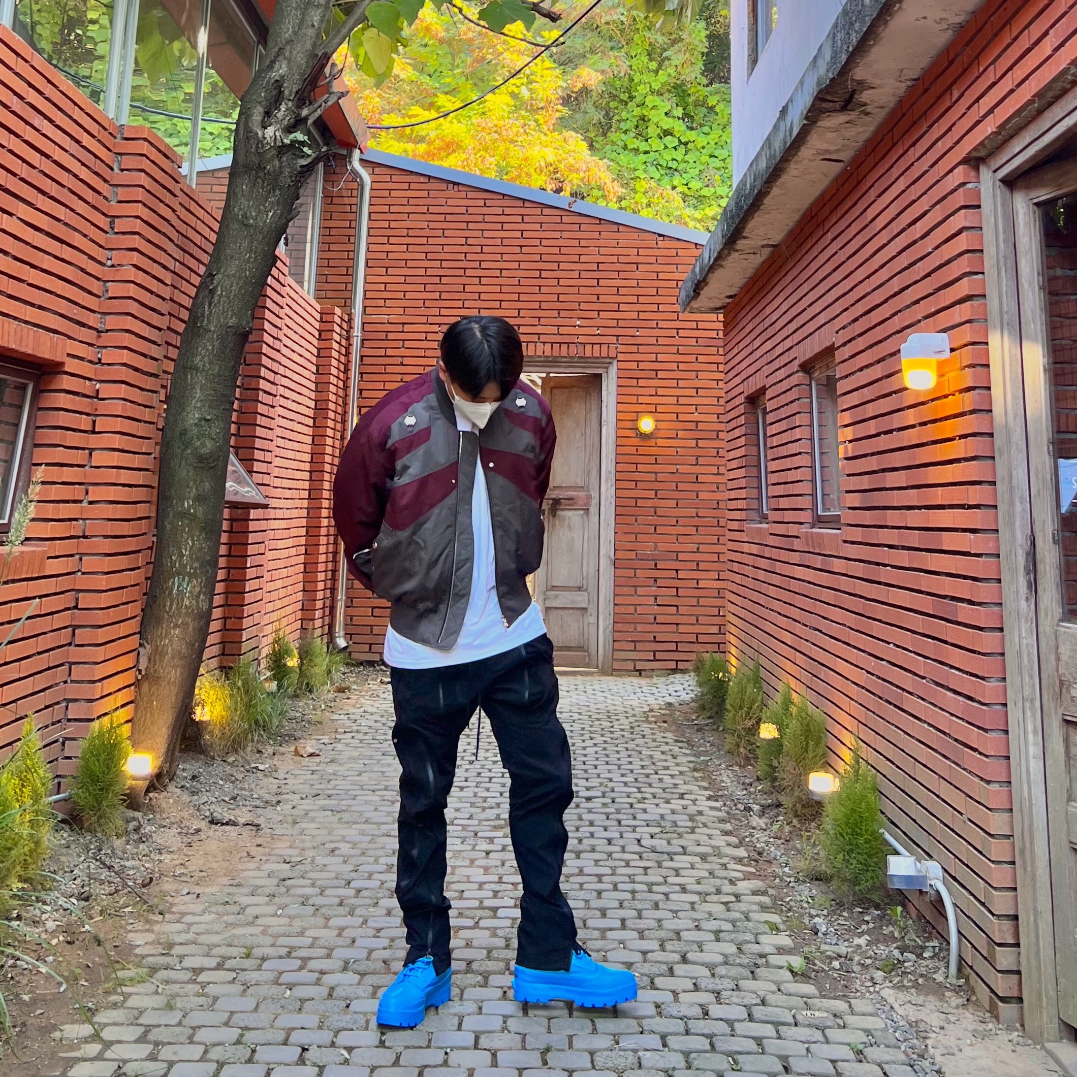 호돌이 (@k____bh) 님의 게시물 | KREAM