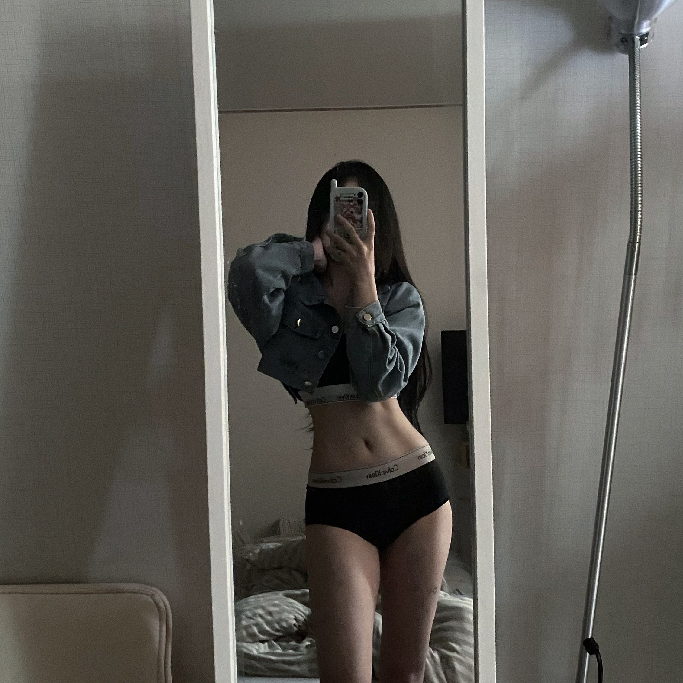 서녜 (@cseonye) 님의 게시물 | KREAM