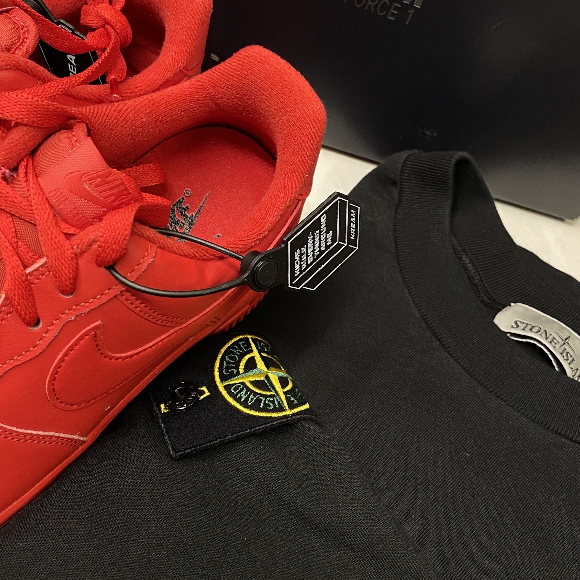 아욧 (@_01.29ay) 님의 게시물 | KREAM