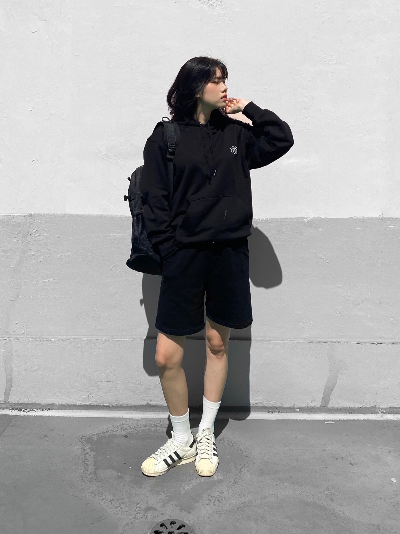 성령 (@momoeis) 님의 게시물 | KREAM