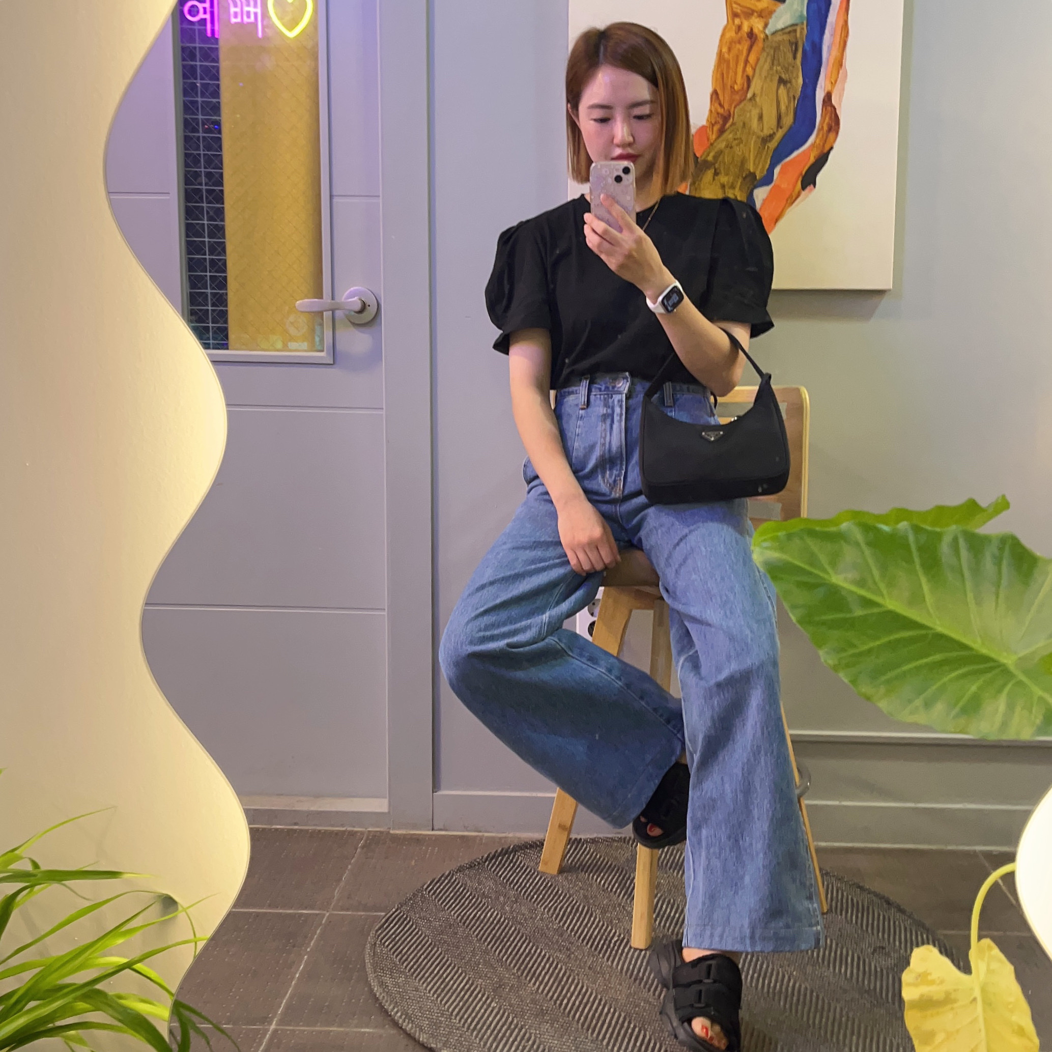 김민희 (@alslal_) 님의 게시물 | KREAM