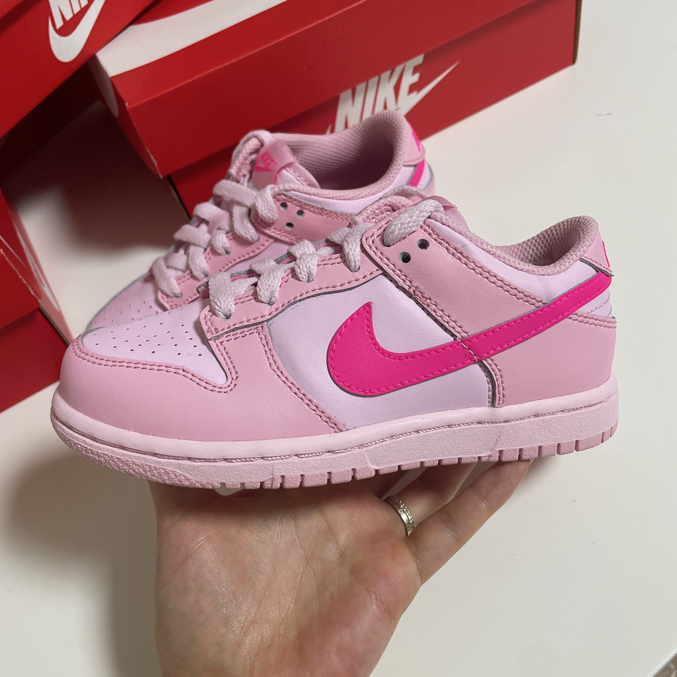 후하후하 (@sss__jeong_vv) 님의 게시물 | KREAM