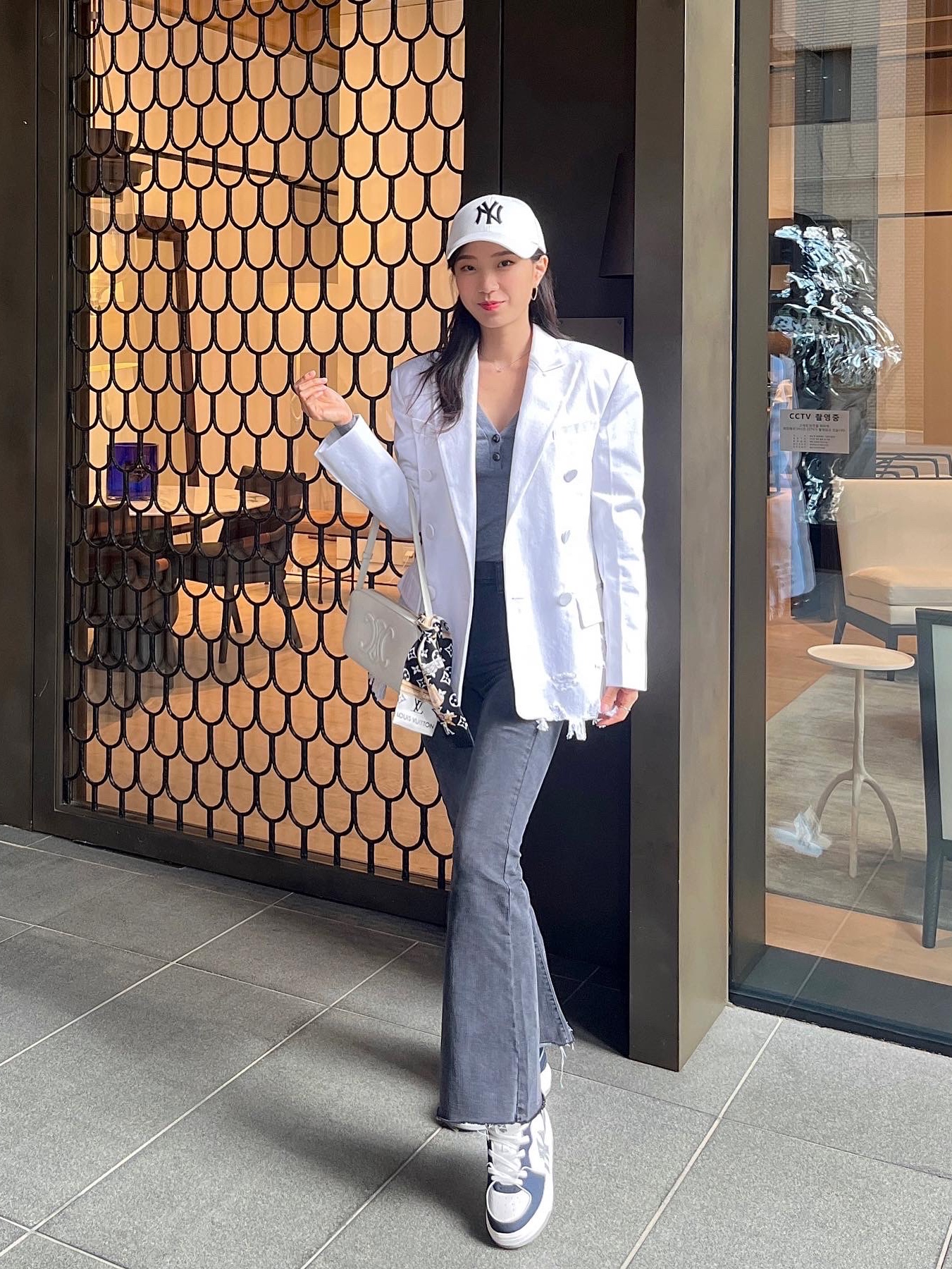 델리 (@ji_hye_d) 님의 게시물 | KREAM