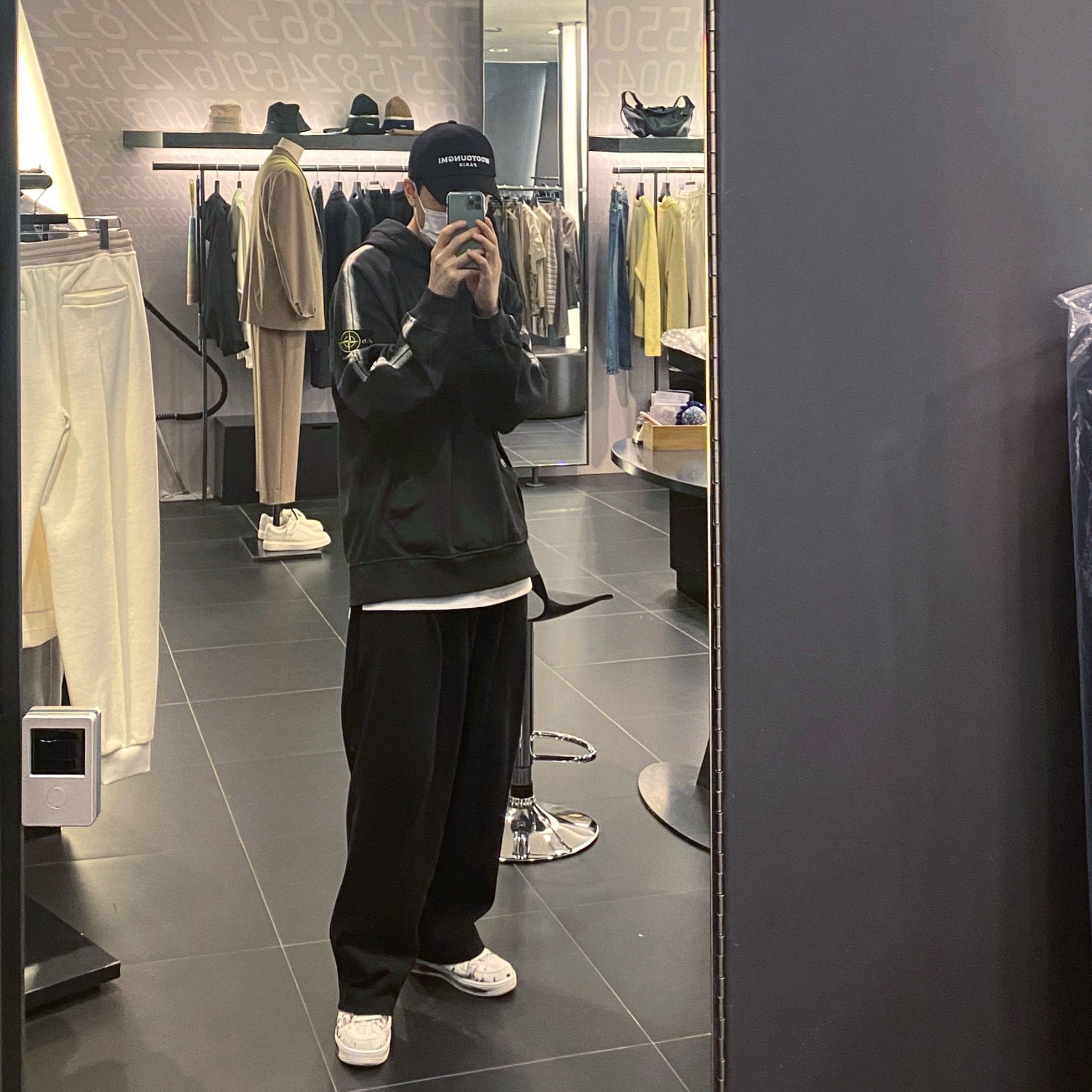 (@iidllee) 님의 게시물 | KREAM