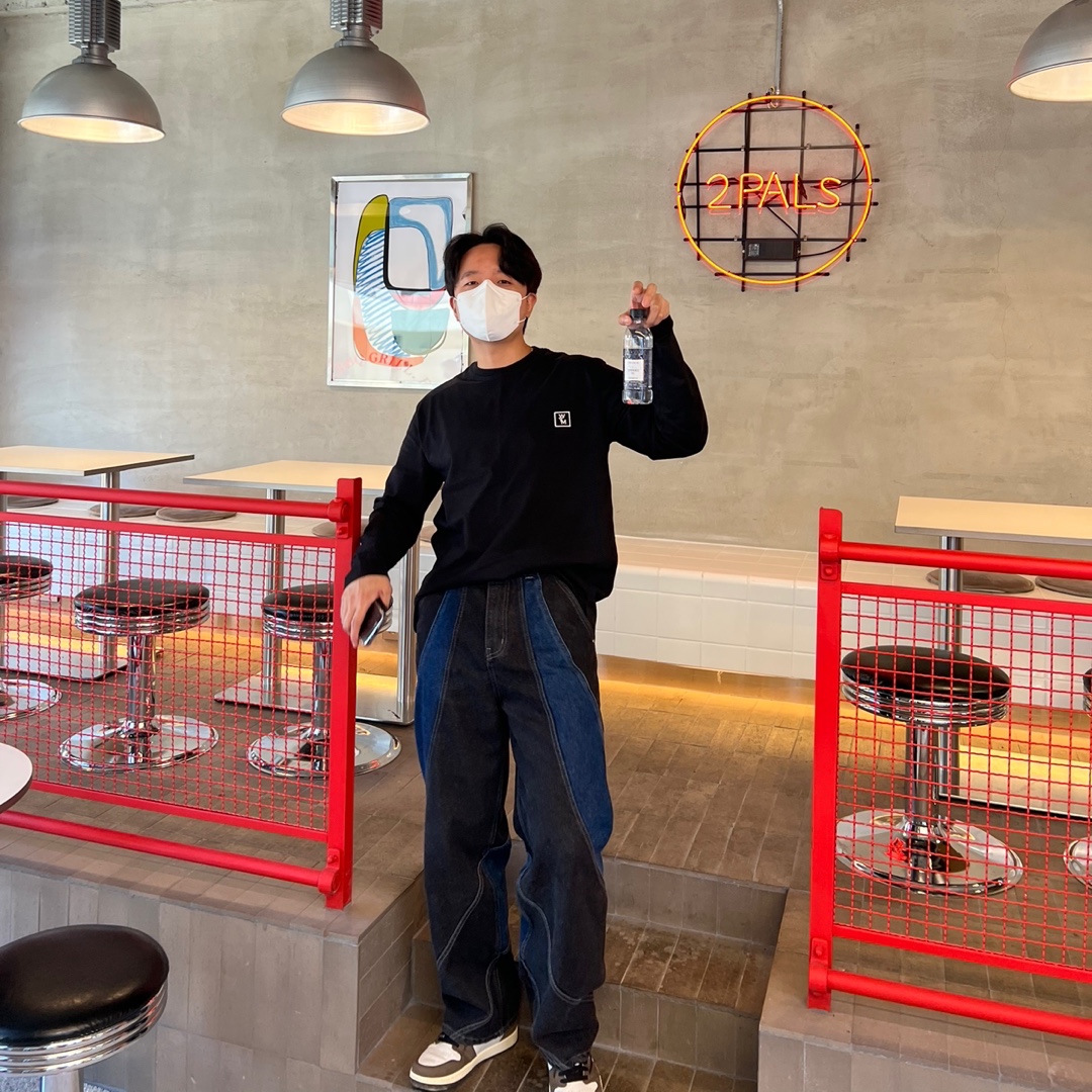 하이잭 (@hizack) 님의 게시물 | KREAM