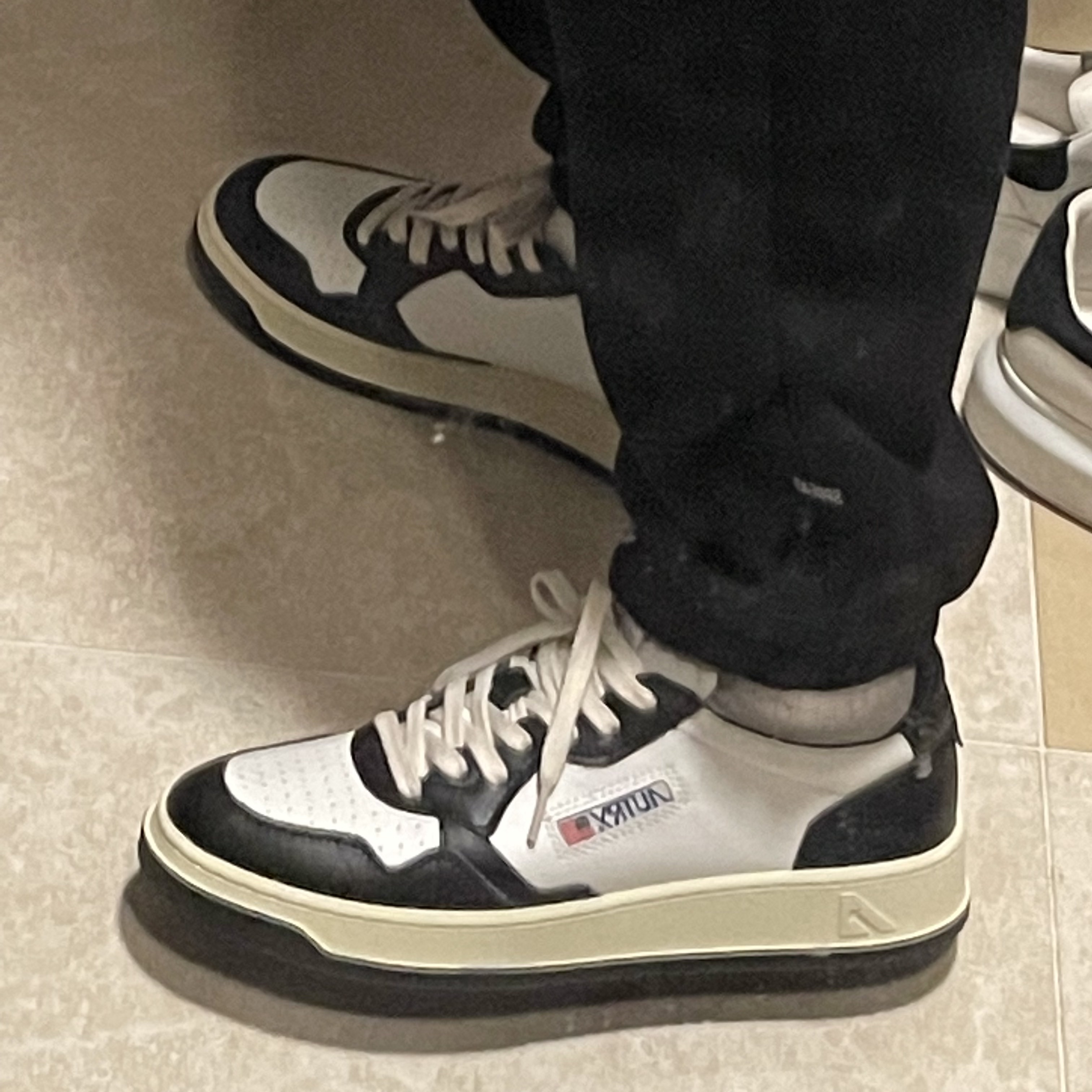 이름 (@boong_a_bbang) 님의 게시물 | KREAM