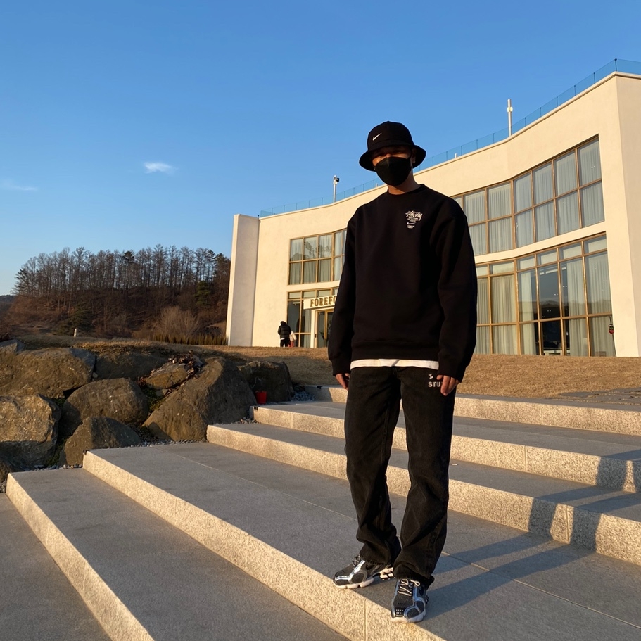 lee yong su (@89lys) 님의 게시물 | KREAM