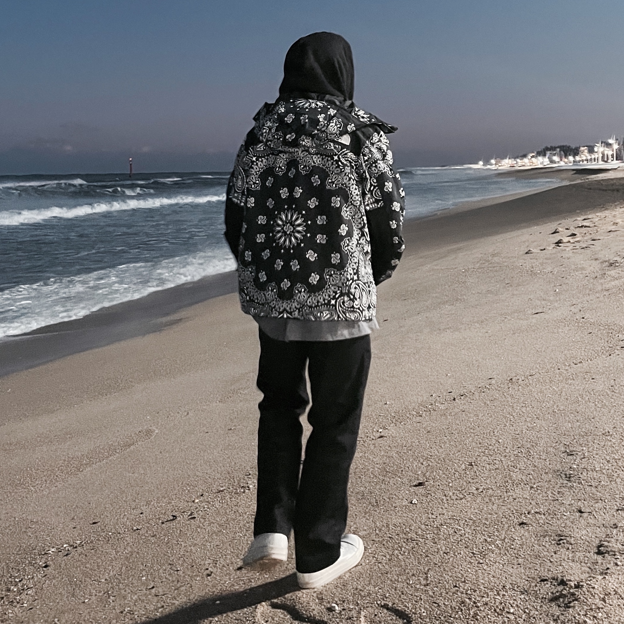 (@happy.new.y...) 님의 게시물 | KREAM