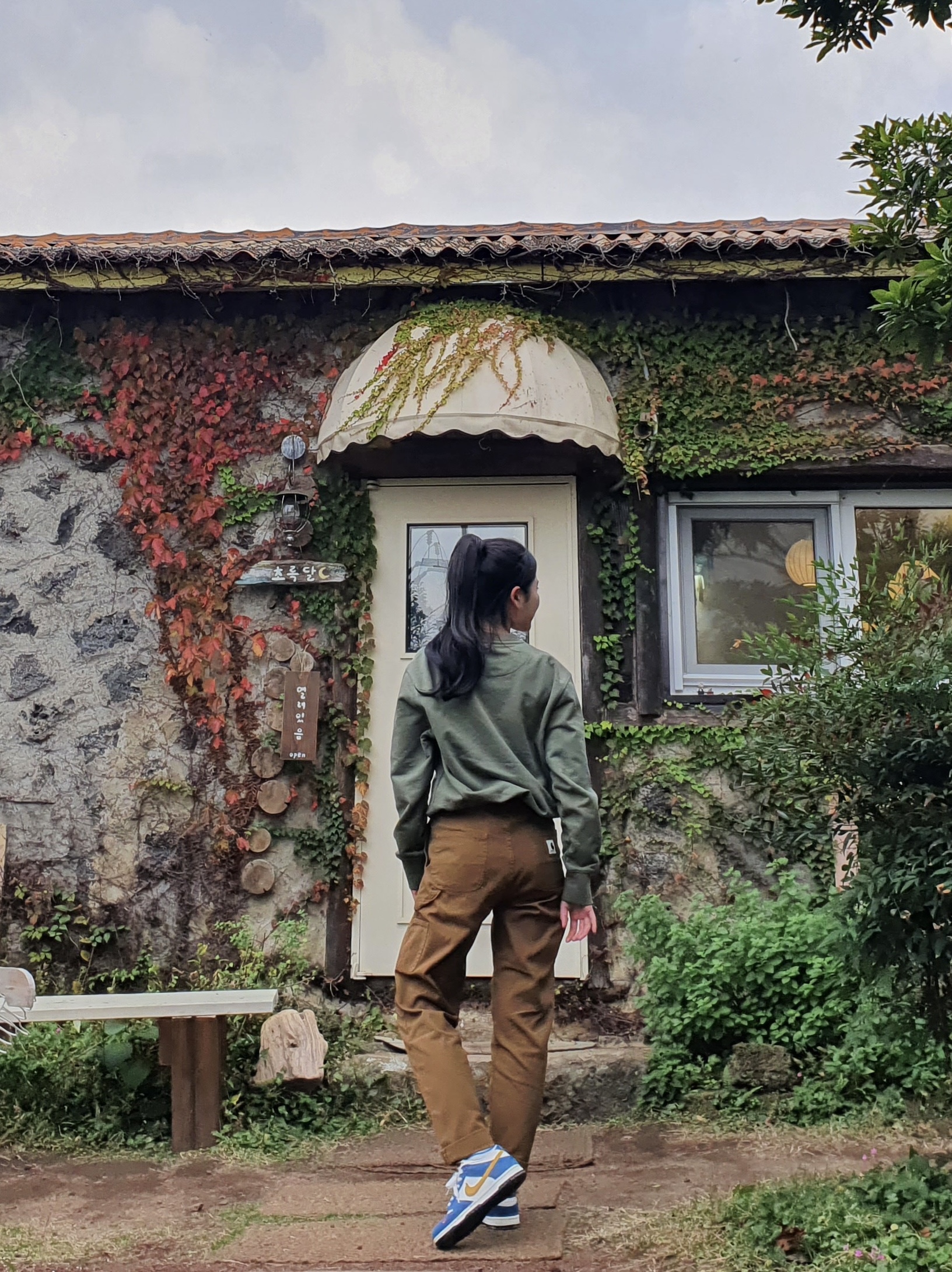 _cho_rong (@rong_) 님의 게시물 | KREAM