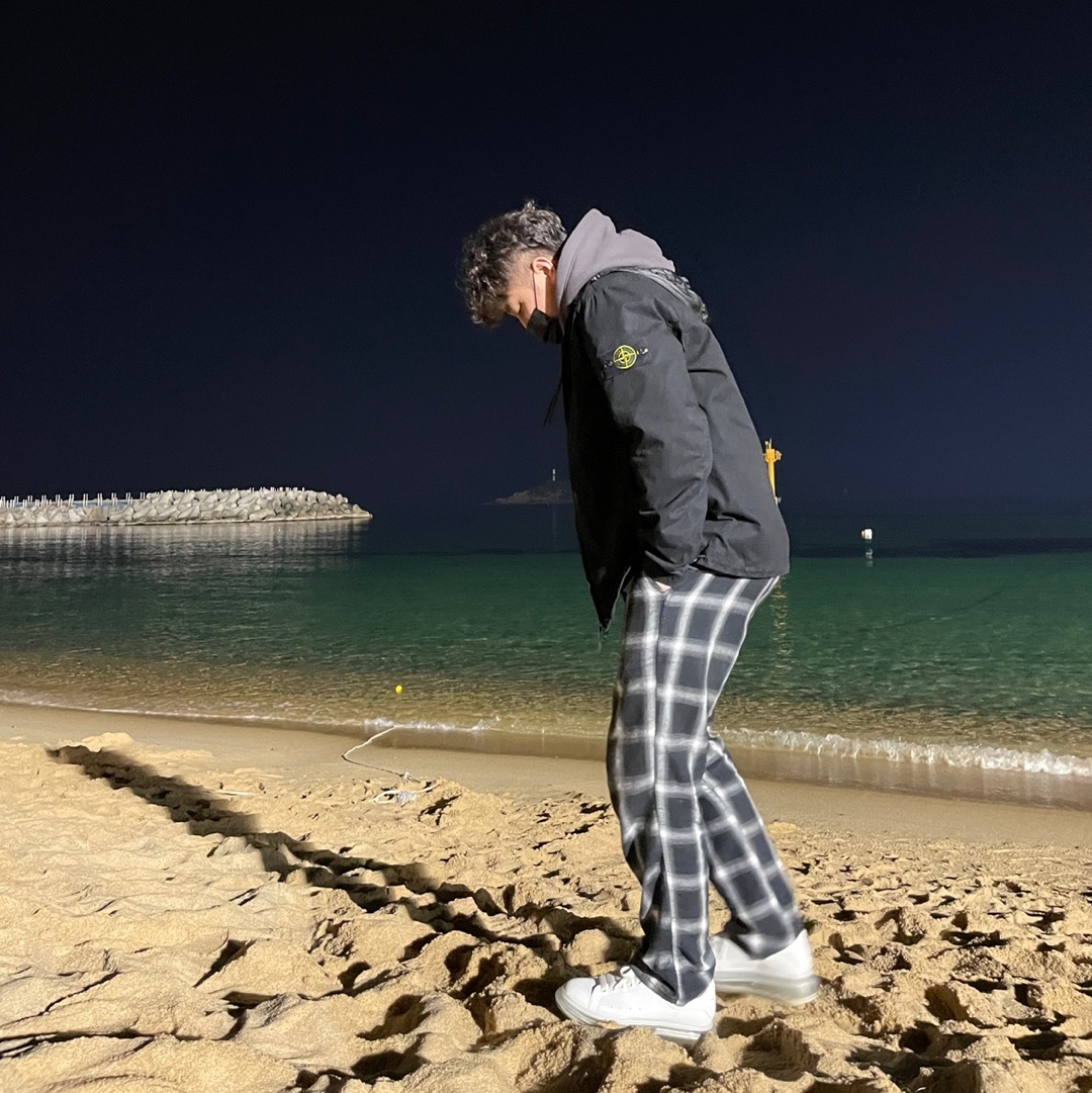 차 (@jin______) 님의 게시물 | KREAM