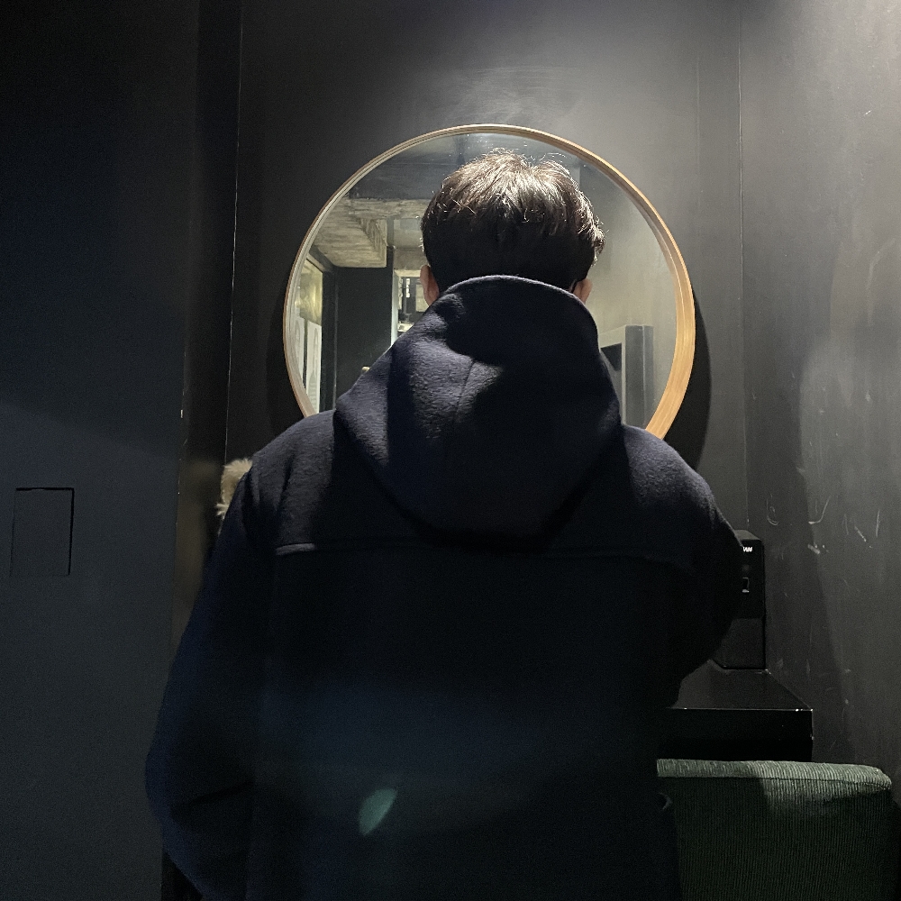 정현수 (@hyun.92s) 님의 게시물 | KREAM