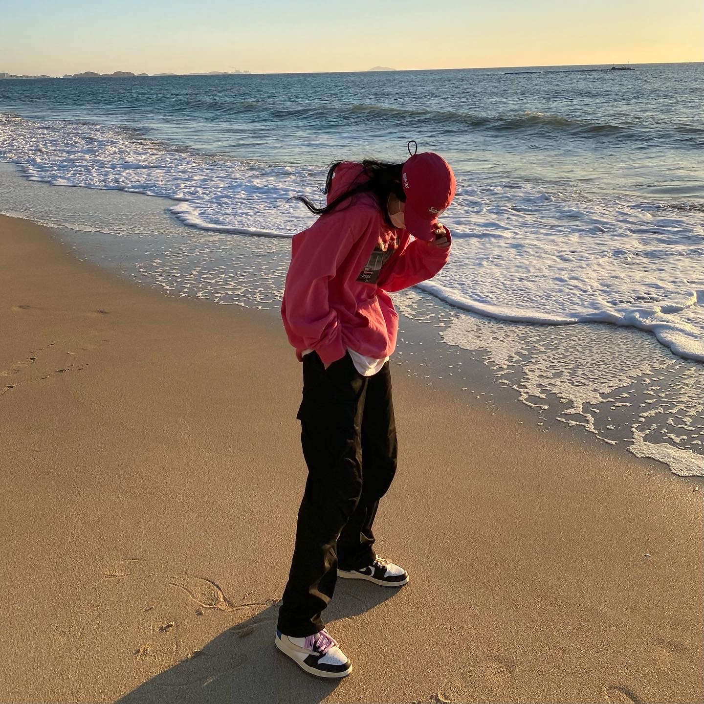 써니 (@1000kg_) 님의 게시물 | KREAM