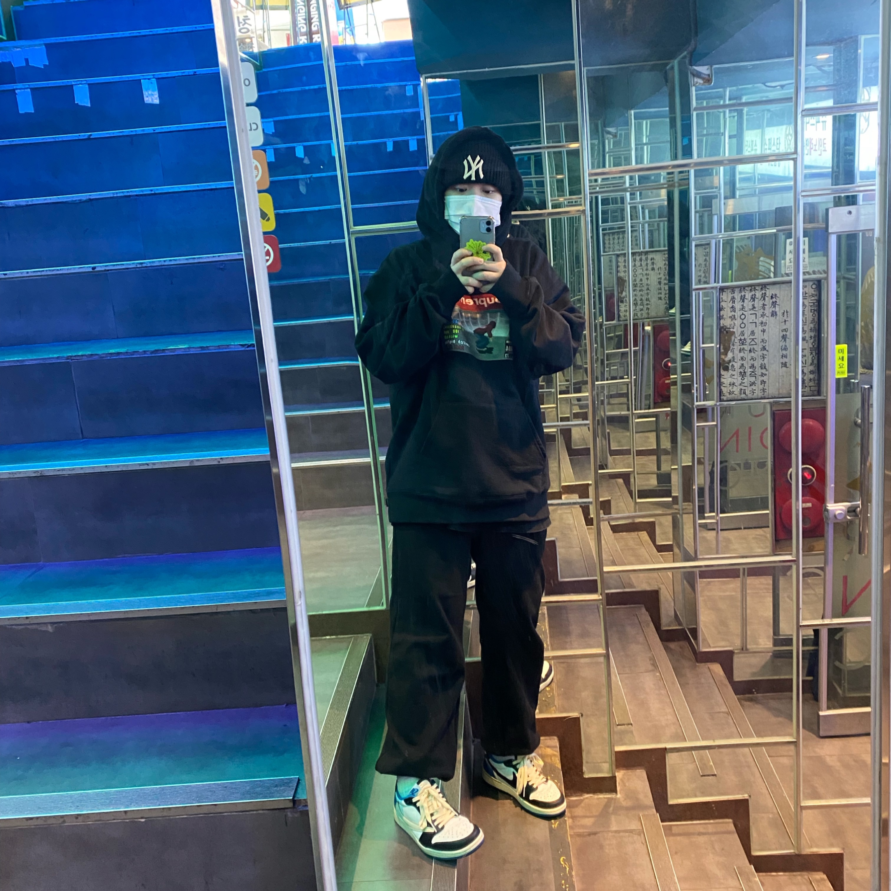 하리무 (@harimu_____) 님의 게시물 | KREAM