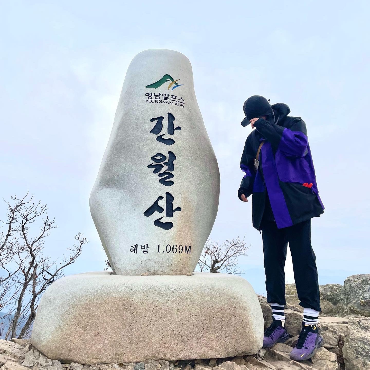 정성 (@js_z.z10) 님의 게시물 | KREAM