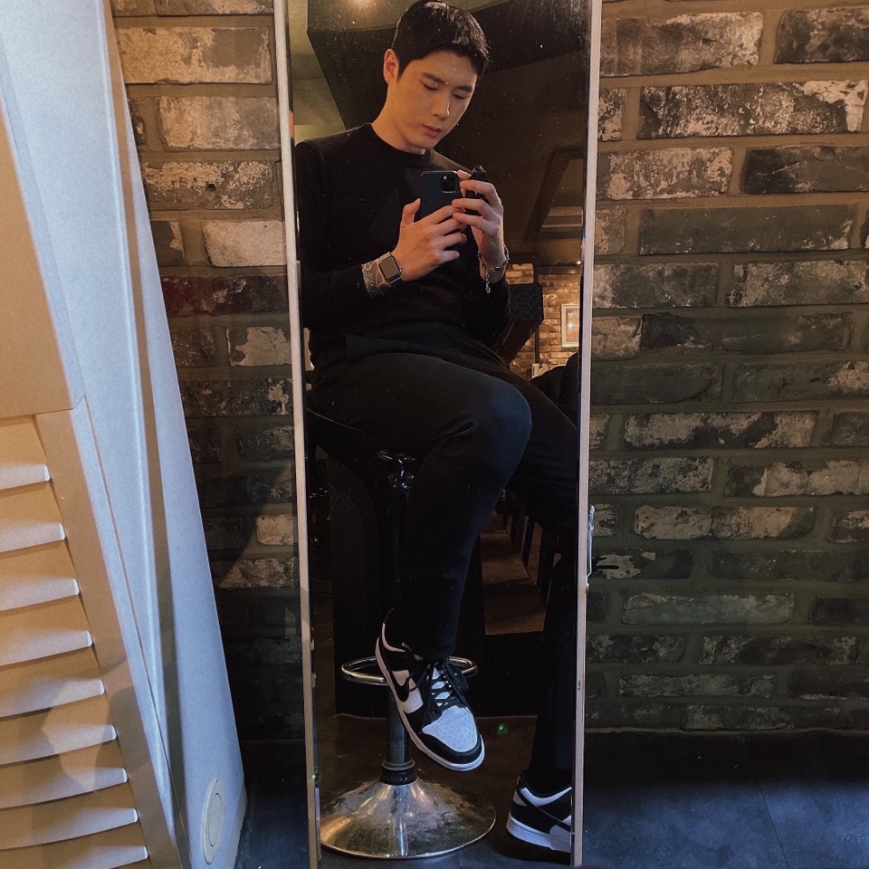 H (@homme) 님의 게시물 | KREAM