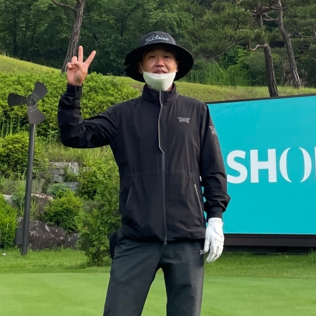 david moon (@soolion) 님의 게시물 | KREAM