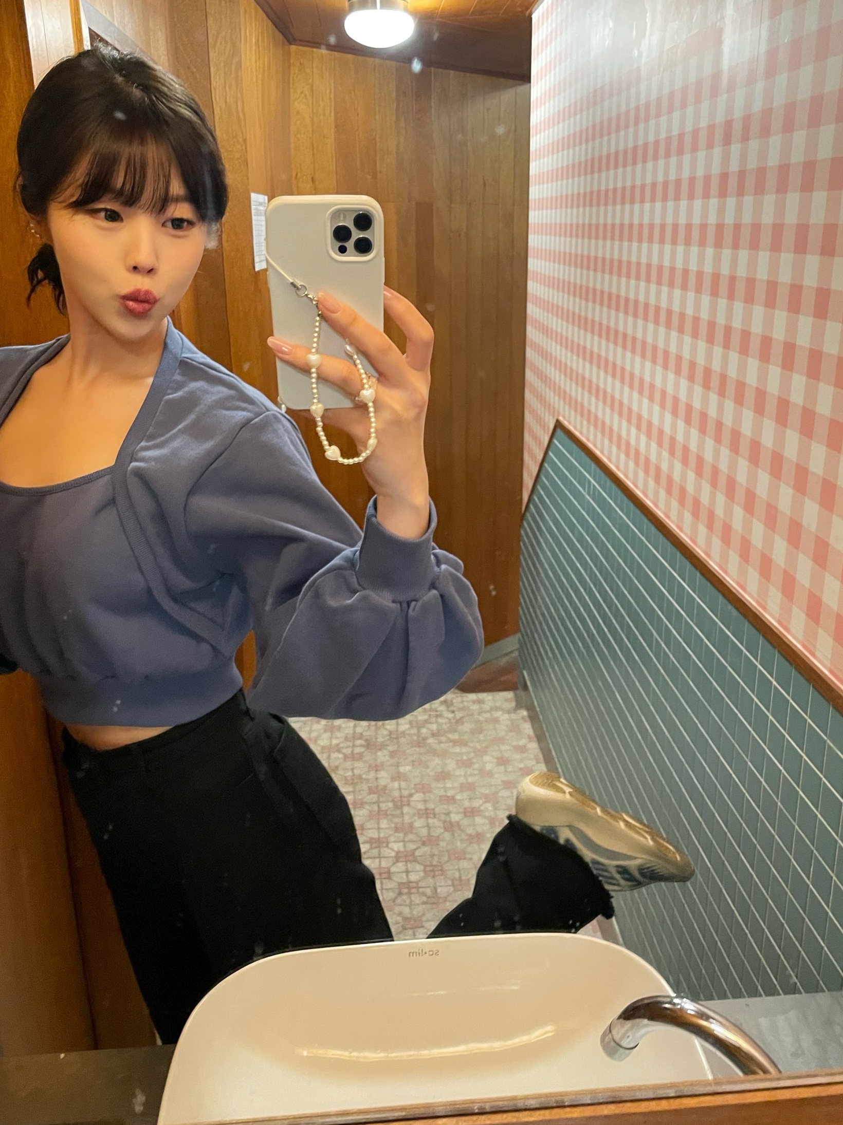 서울쥐 (@lily_j) 님의 게시물 | KREAM