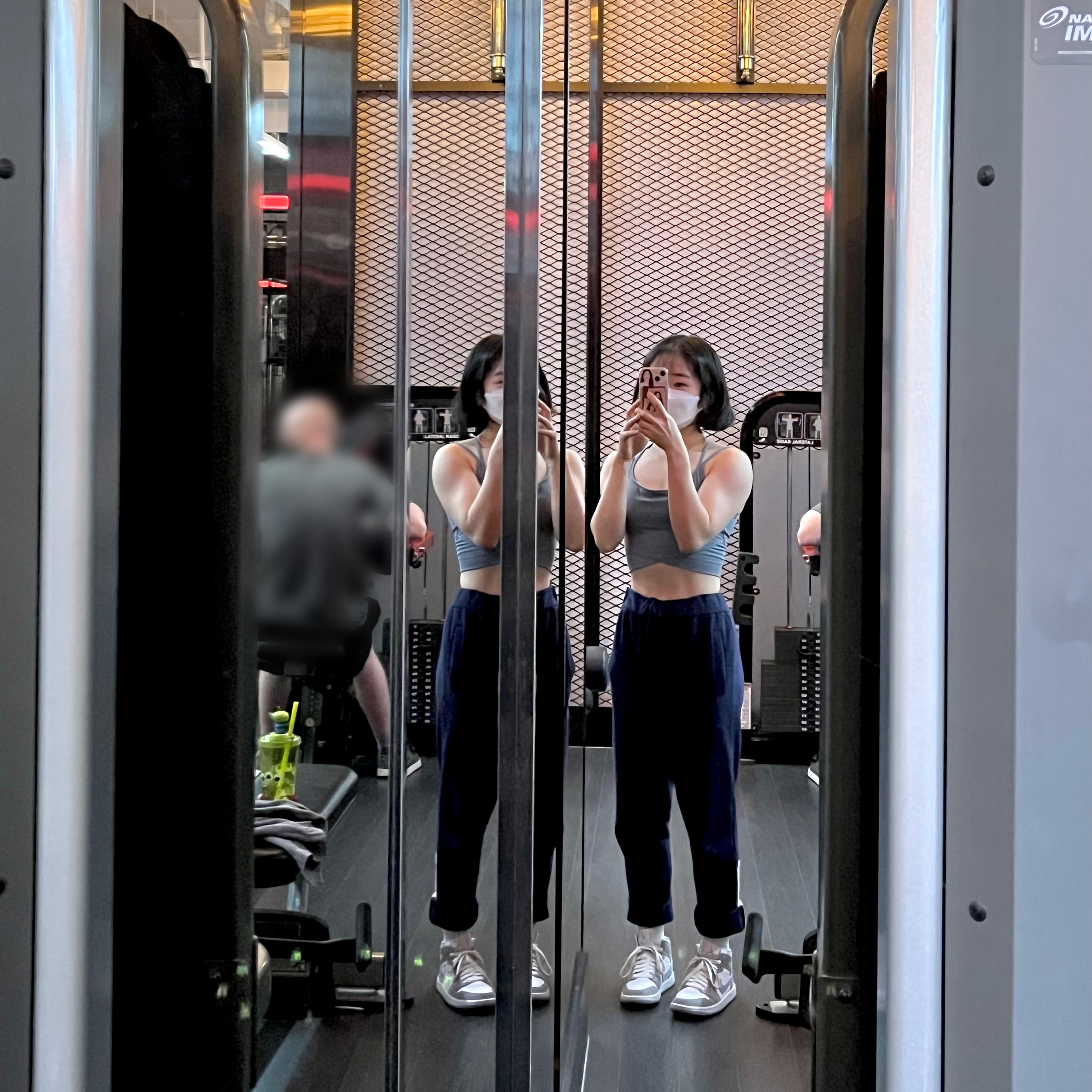 콩 (@kong._.777) 님의 게시물 | KREAM