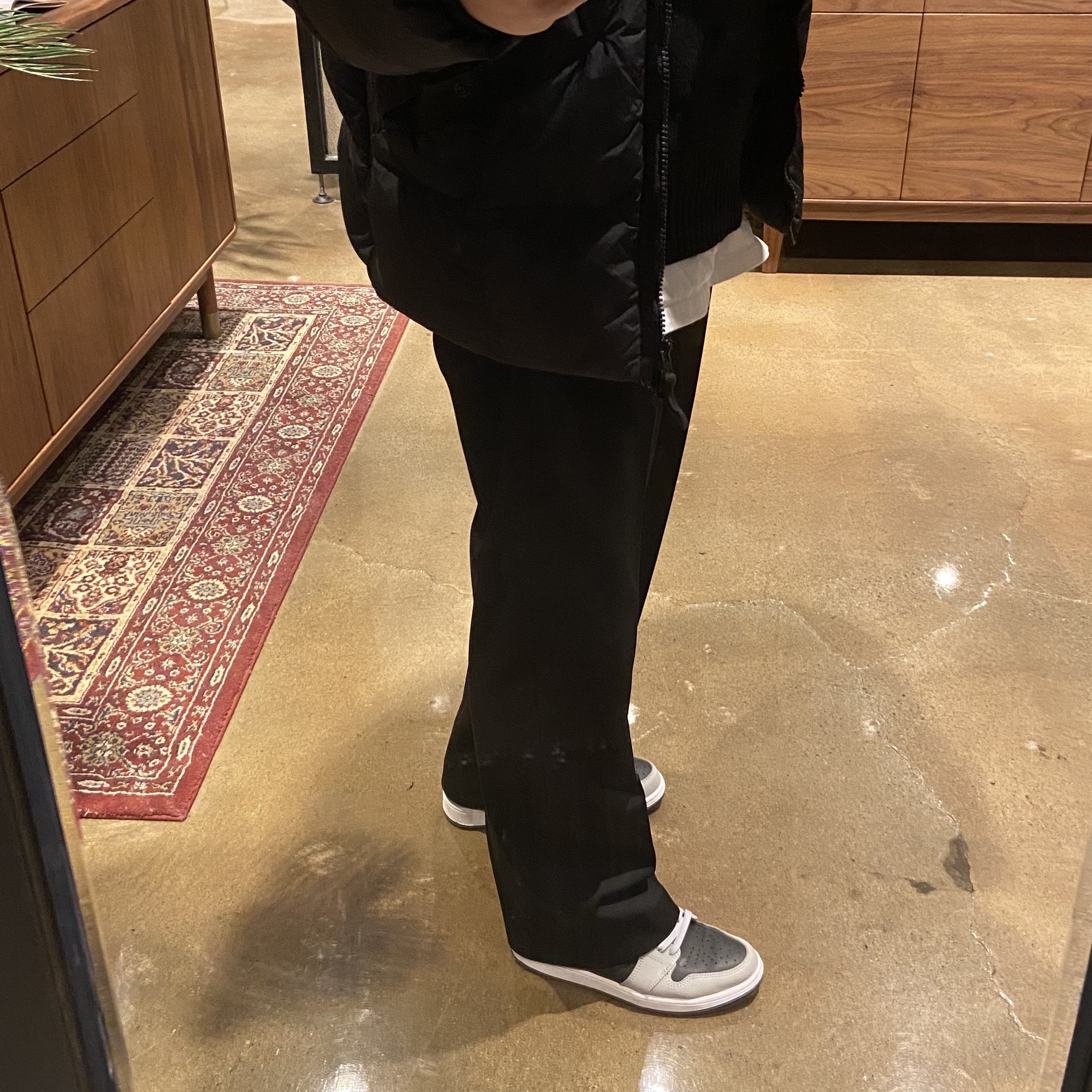 muggs (@muggs) 님의 게시물 | KREAM