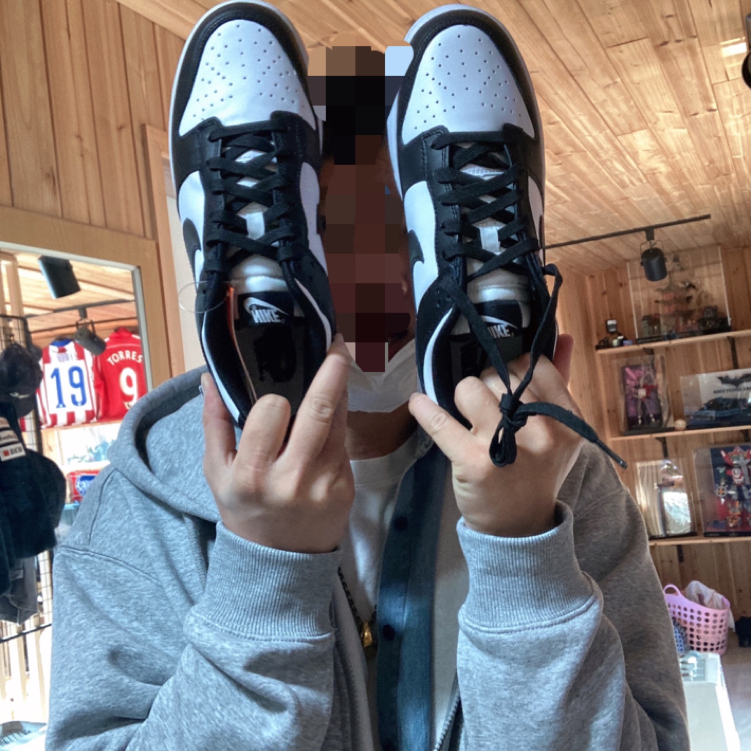 아케이 (@ig6926) 님의 게시물 | KREAM