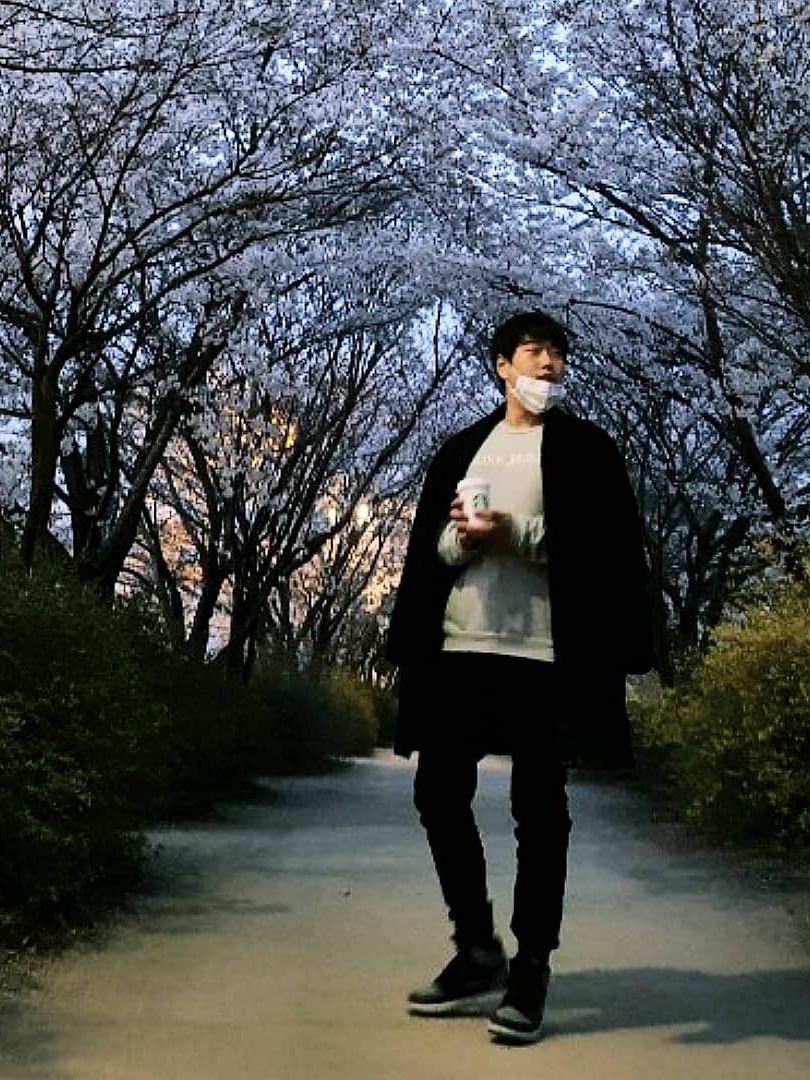 곽지훈 (@jorank) 님의 게시물 | KREAM