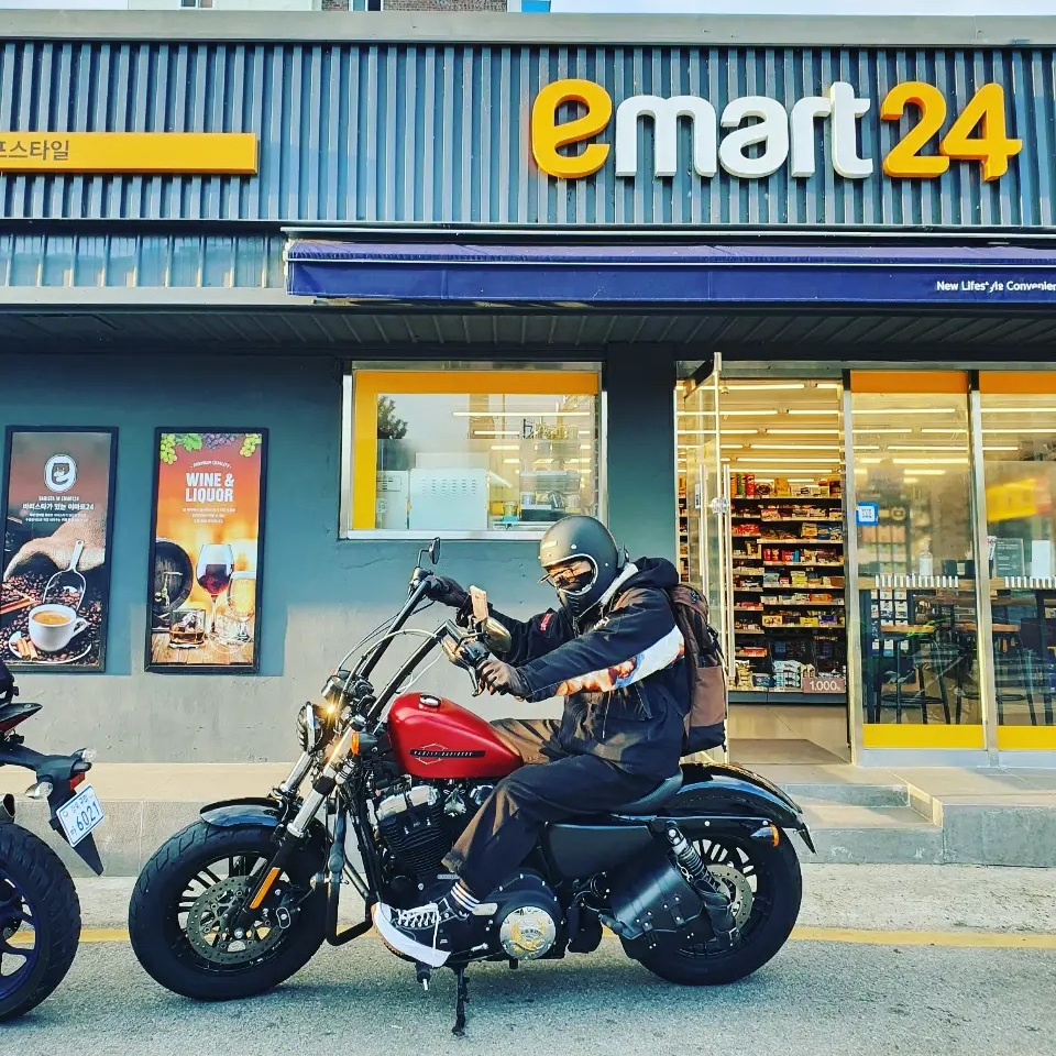 agll9107 (@qk1y5g) 님의 게시물 | KREAM