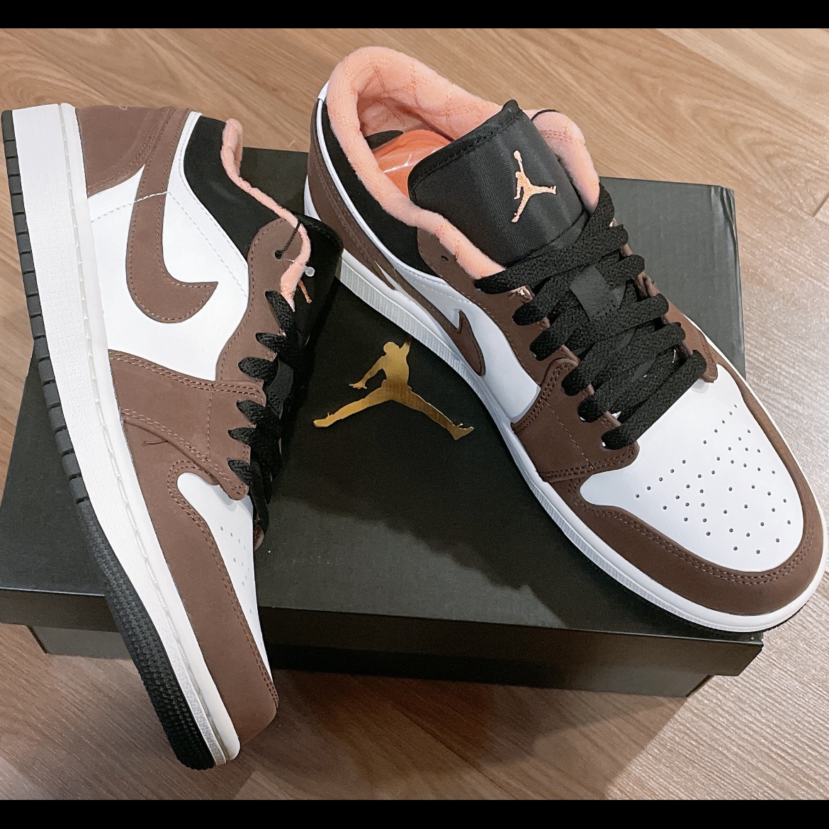 9년차 슈덕 고인물 🦕 (@shoe_bread) 님의 게시물 | KREAM