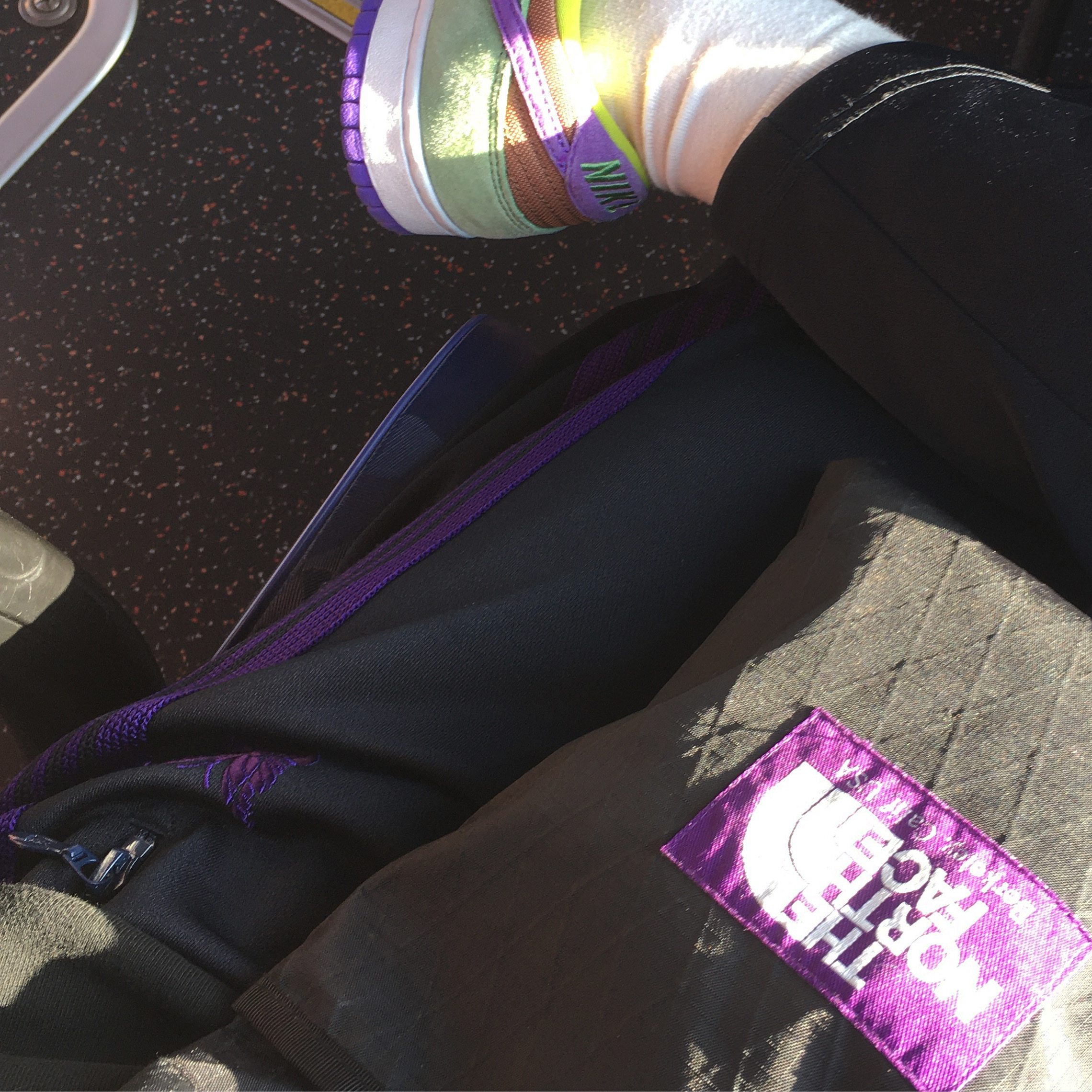 랑만 (@raangman) 님의 게시물 | KREAM