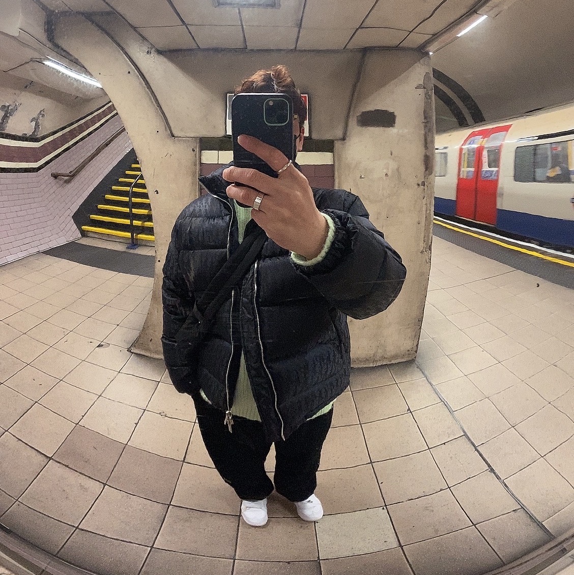 (@jmstyler) 님의 게시물 | KREAM