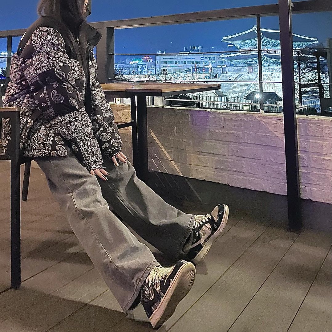 MINJI (@parxchute) 님의 게시물 | KREAM