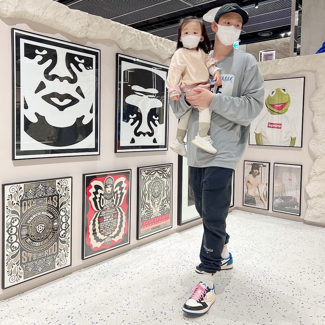 (@kooonj) 님의 게시물 | KREAM