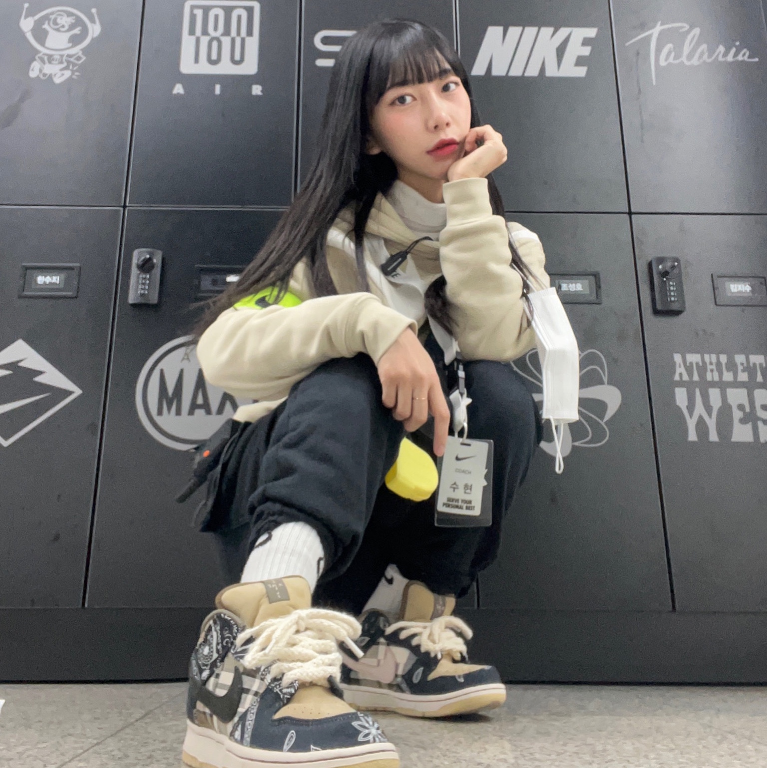 현잉 (@am.11.18) 님의 게시물 | KREAM