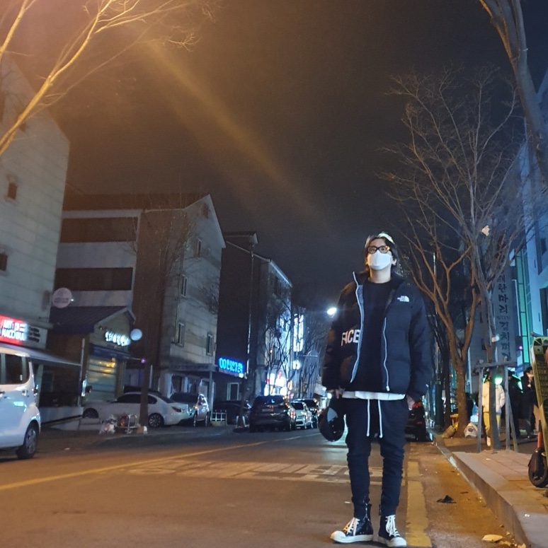 moon (@ooc_to) 님의 게시물 | KREAM