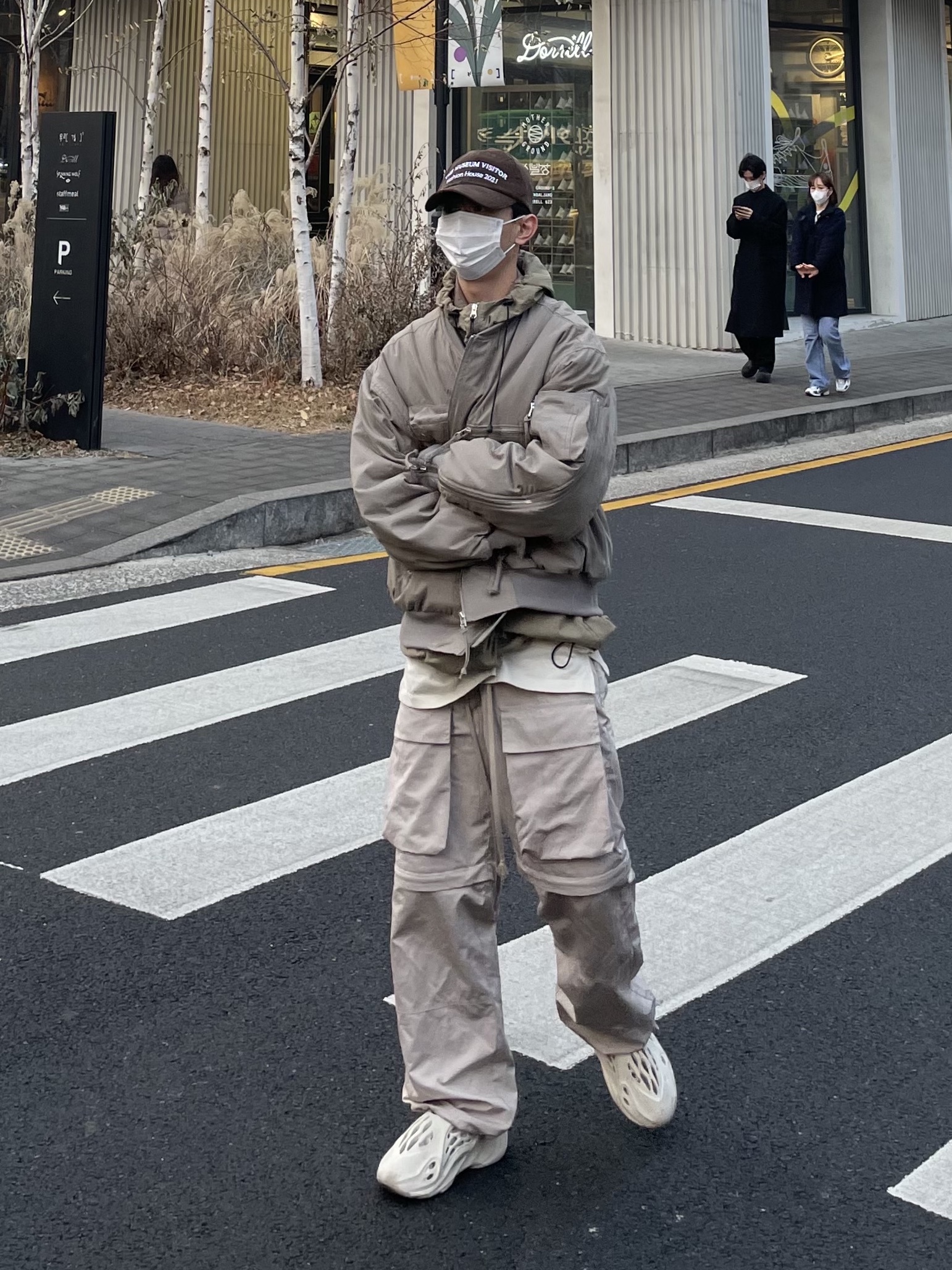 소코년 (@sonyunko) 님의 게시물 | KREAM