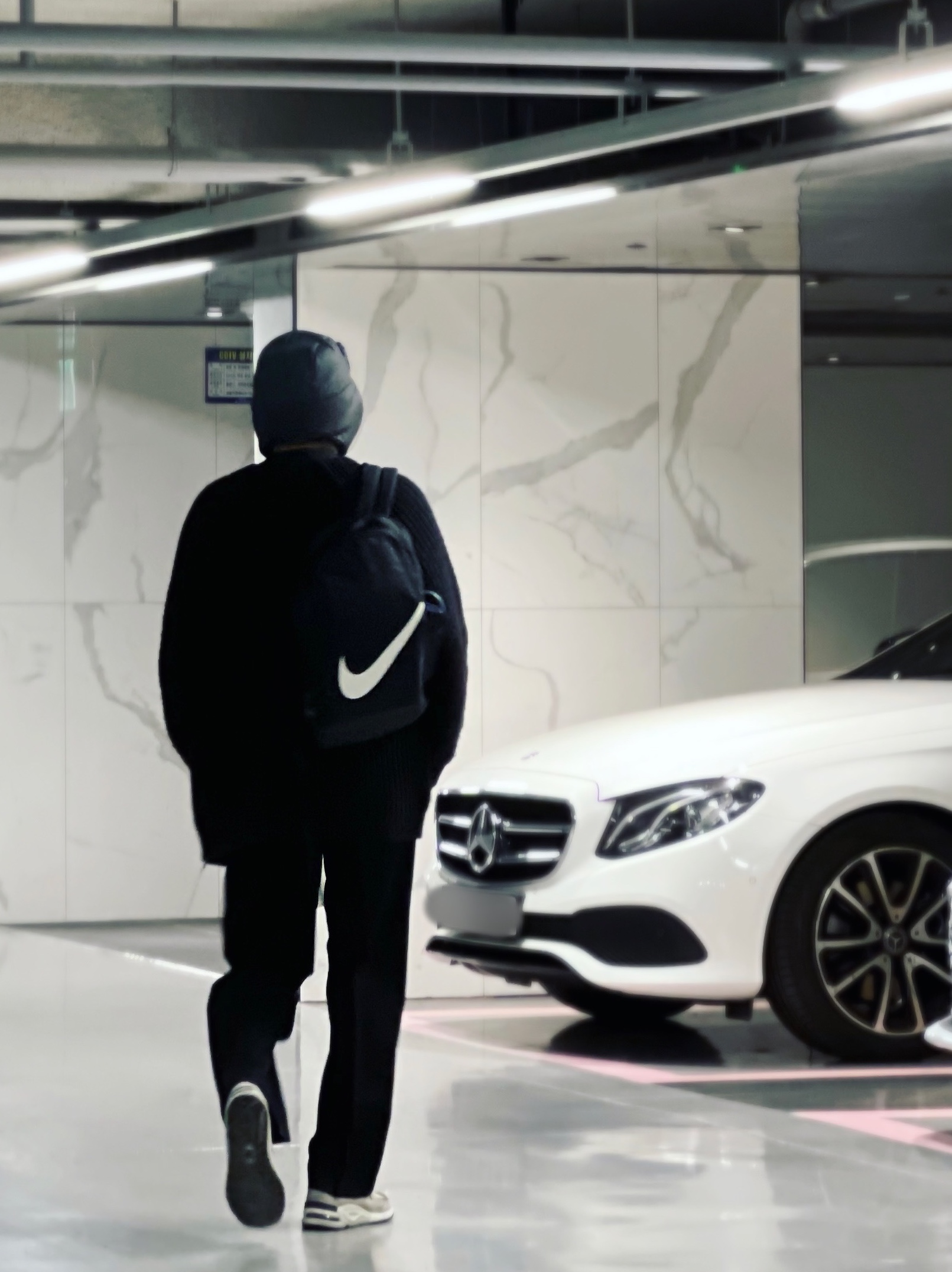 U갓jo던 (@ugotjordan) 님의 게시물 | KREAM