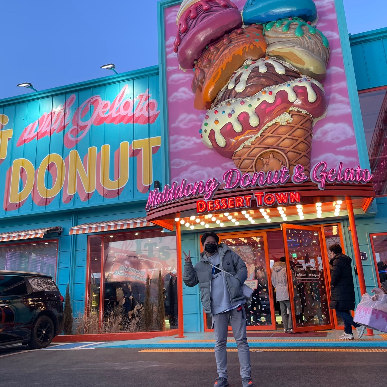 정창용 (@jjj_yong_) 님의 게시물 | KREAM