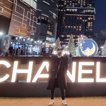 vss (@0c4y31) 님의 게시물 | KREAM