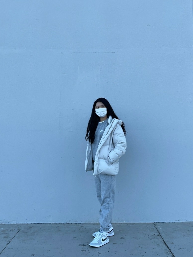 hyeon (@_.hyeon) 님의 게시물 | KREAM